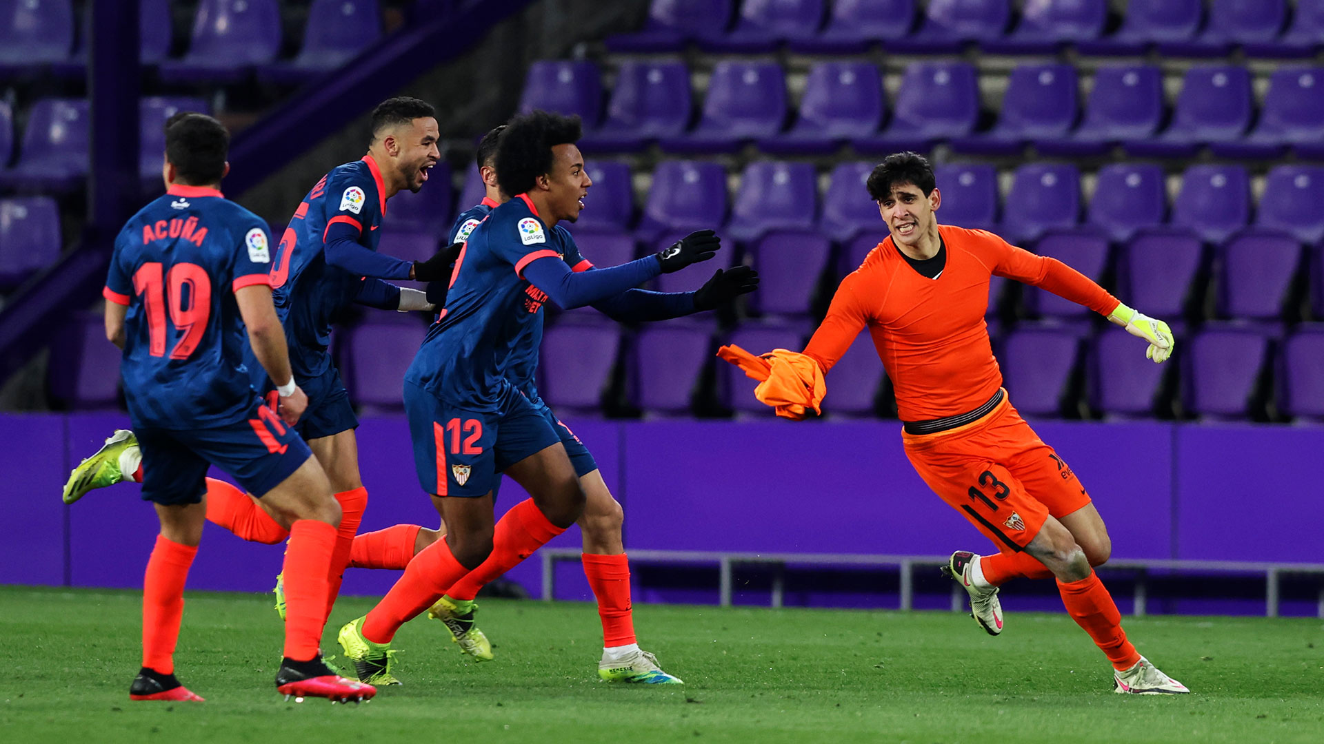 Bono, portero de Sevilla, marcó histórico gol de último minuto ...