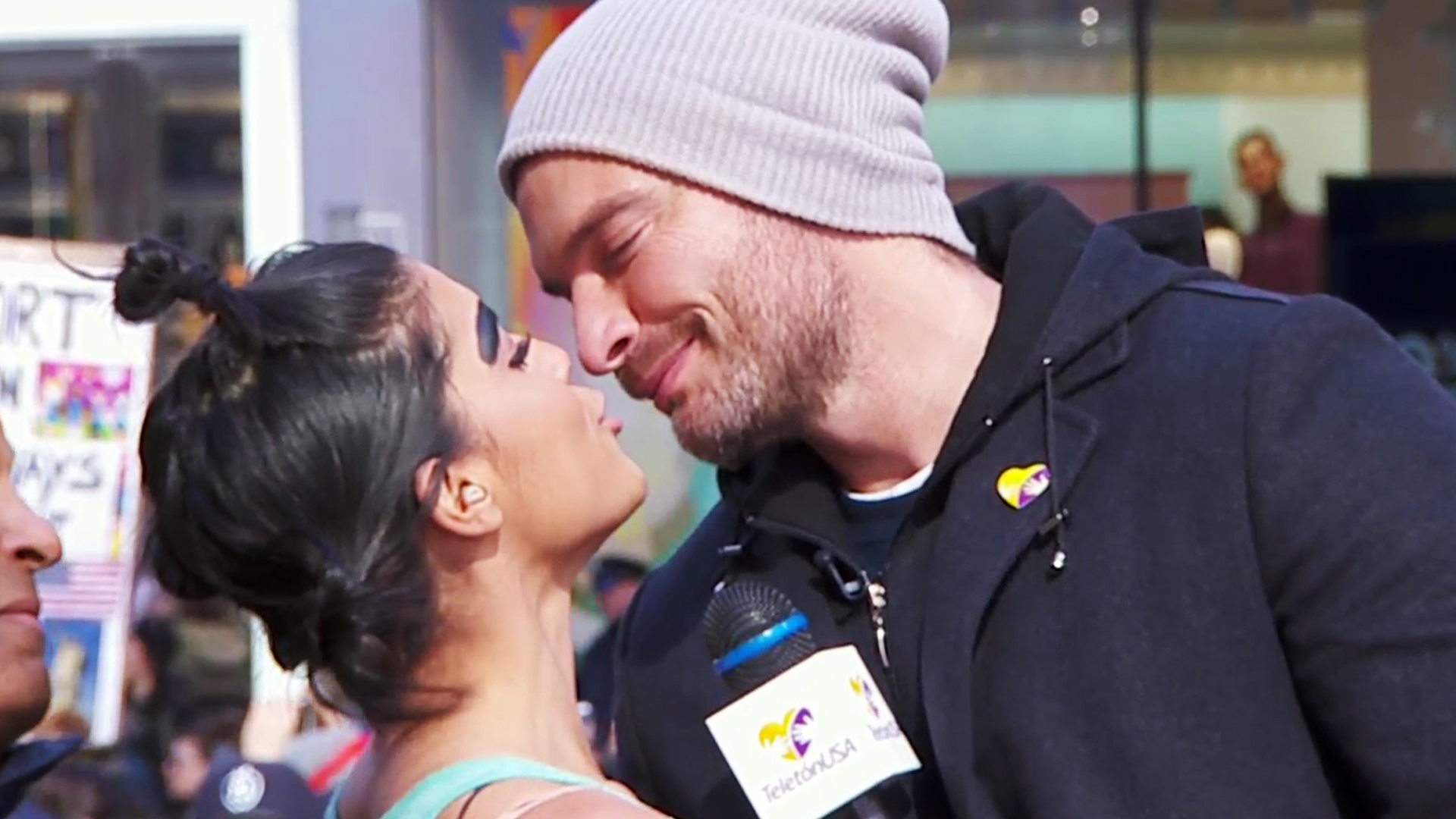 Mela hizo de todo por ayudar a los niños del Teletón USA desde Nueva ...