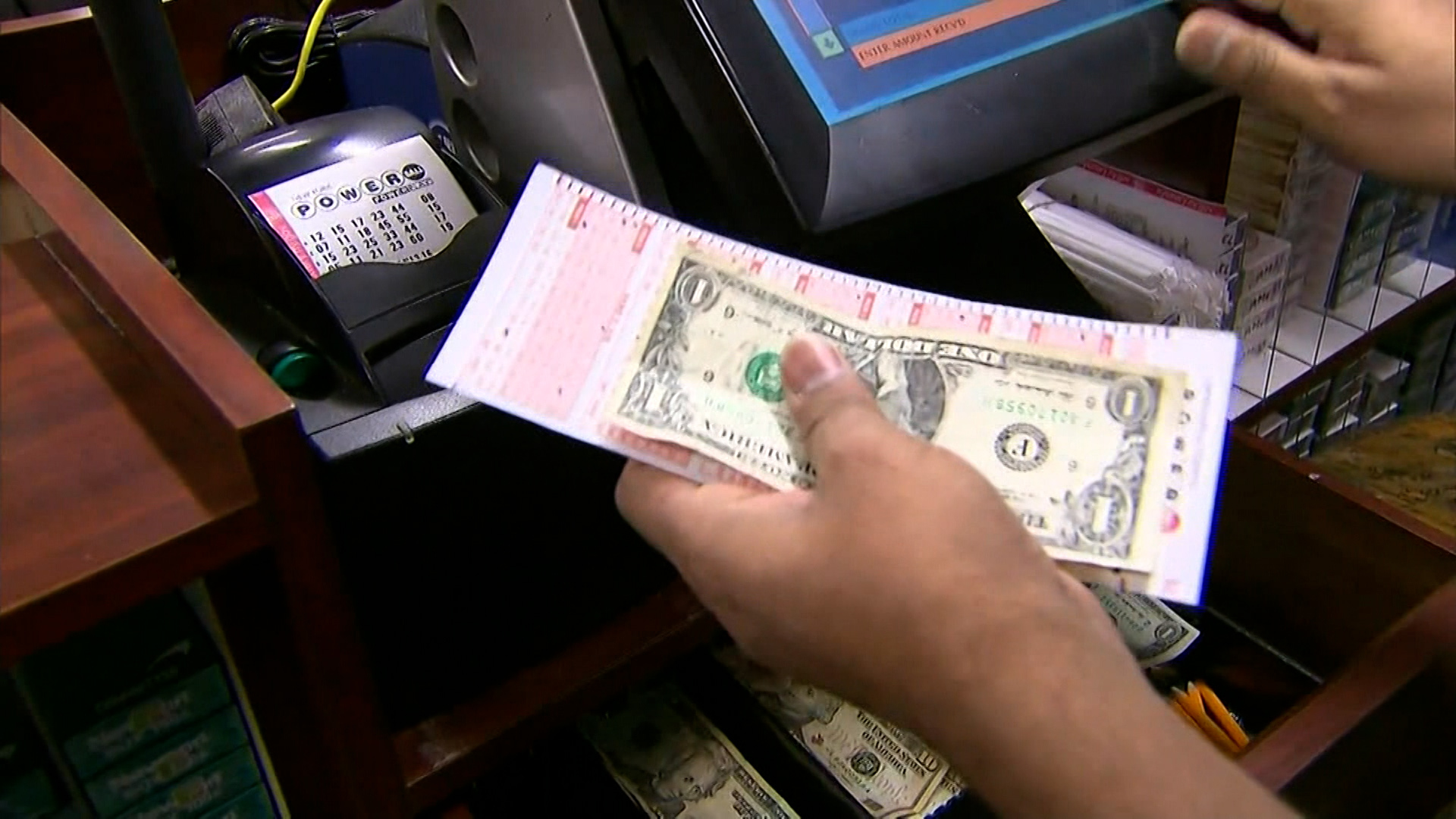 Powerball: 13 jugadores ganan 750,000 dólares en Illinois, tras ...