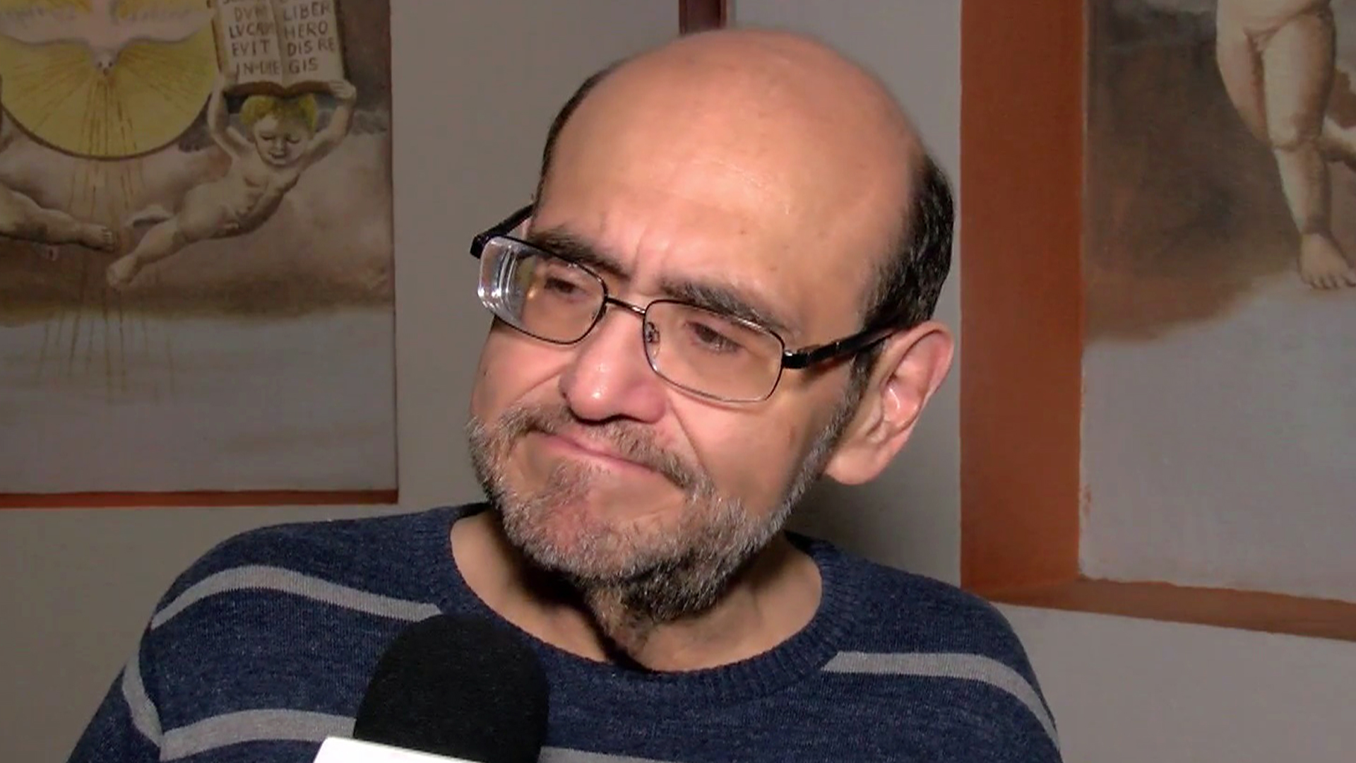 Edgar Vivar estuvo muy conmovido en la emotiva despedida a Rubén ...