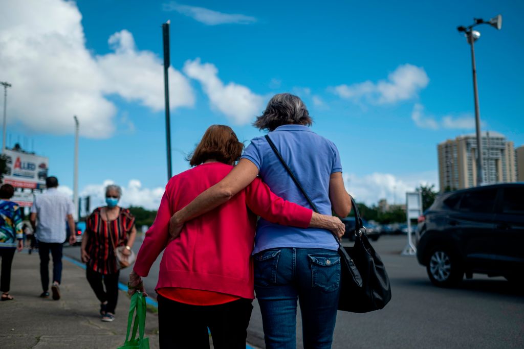 Cada vez hay más mujeres sin hogar en Puerto Rico y la causa es la ...