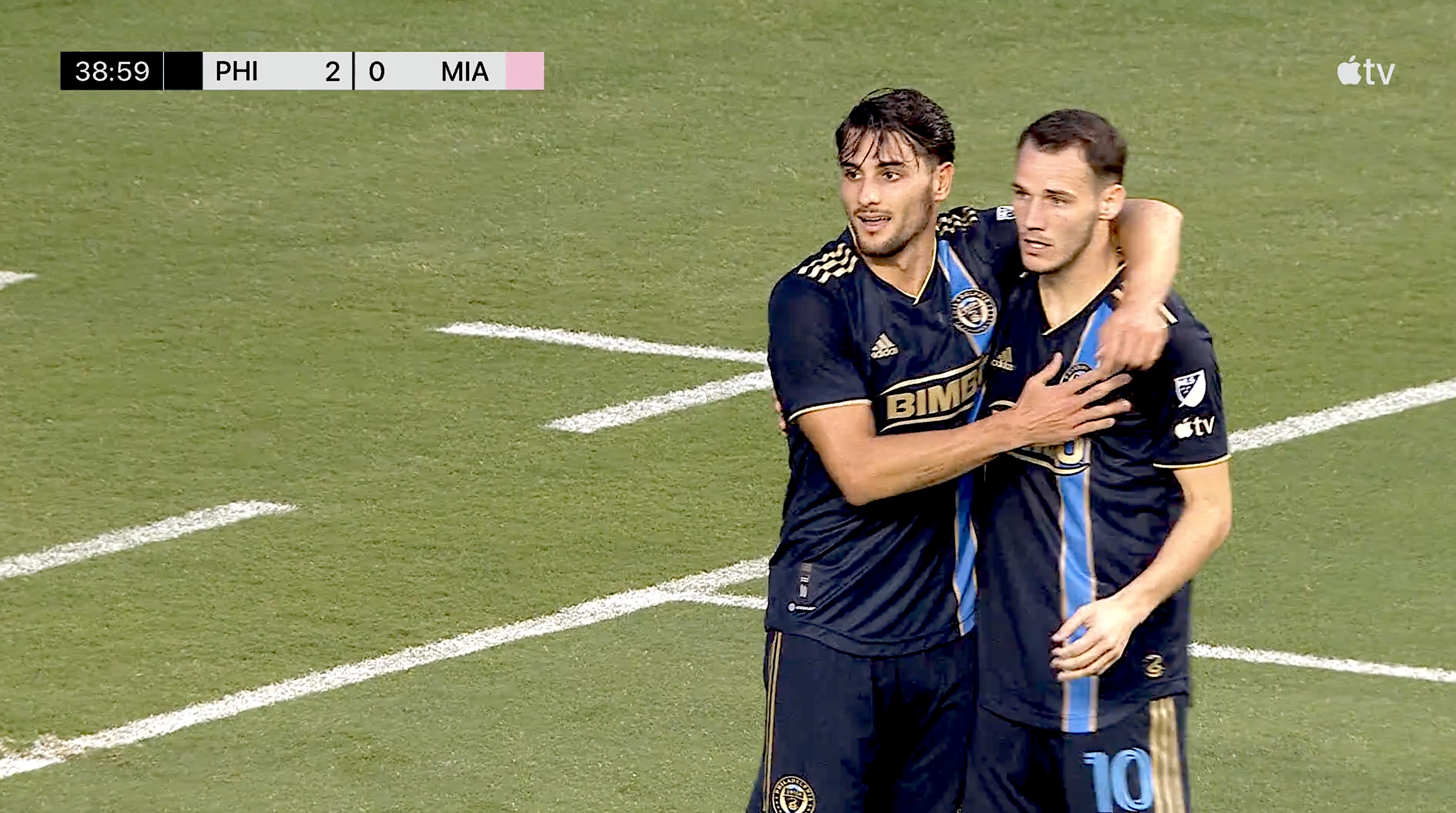 Julián Carranza aplica la ‘Ley del Ex’ y la manda a guardar ante Inter ...