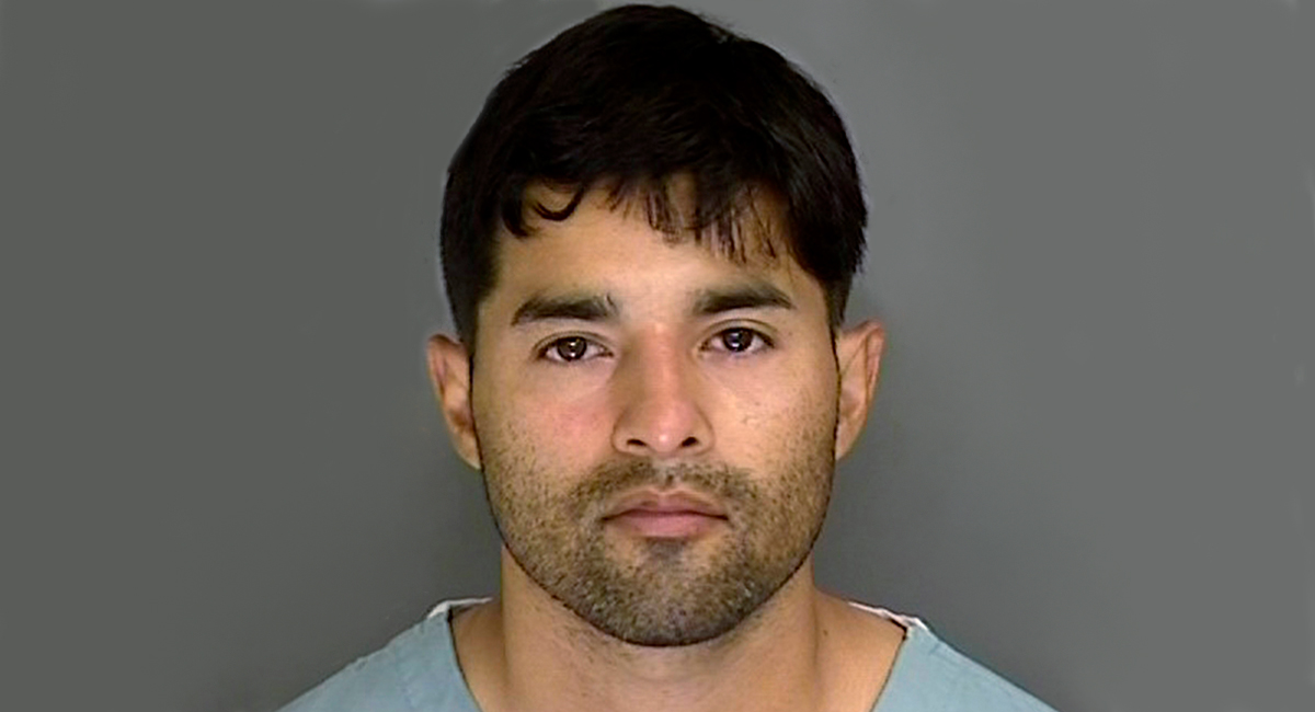 Vinculan a sargento sospechoso de matar a alguacil de California con el ...