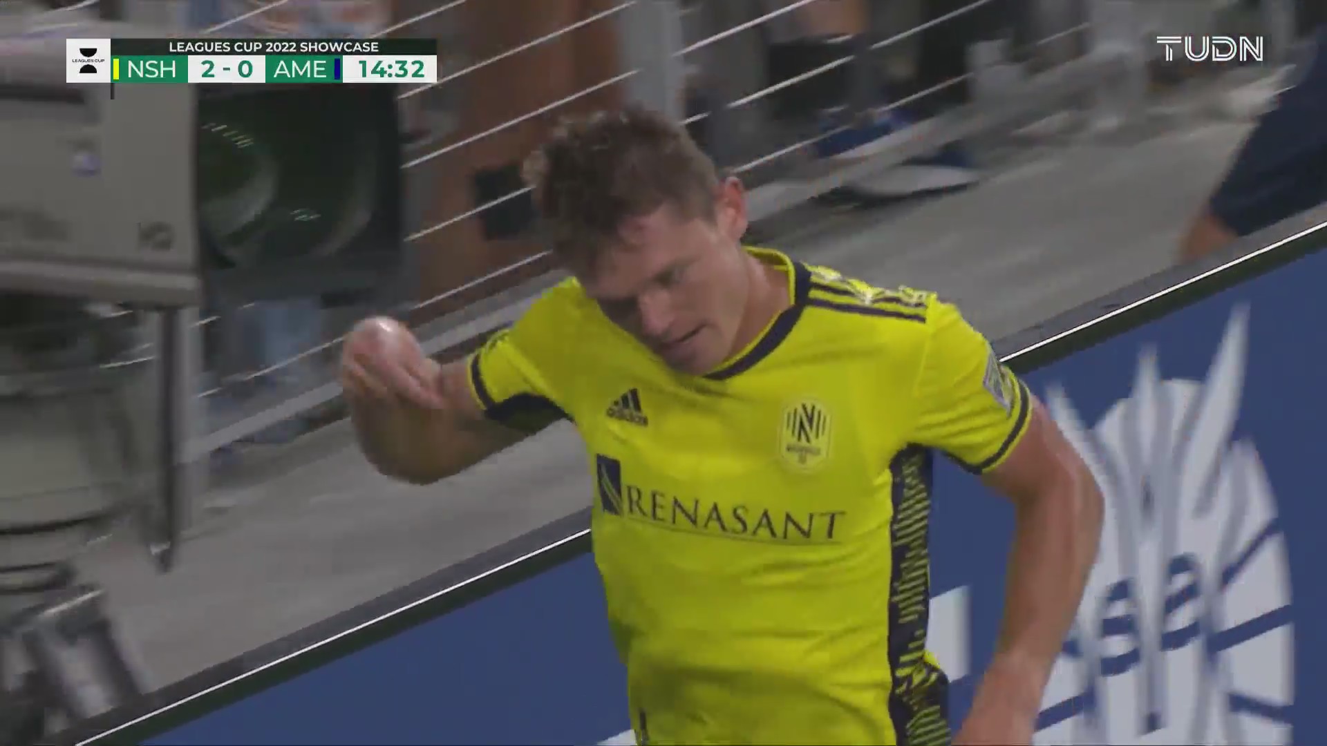 ¡América está dormido! Luke Haakenson marca el 2-0 de Nashville ...