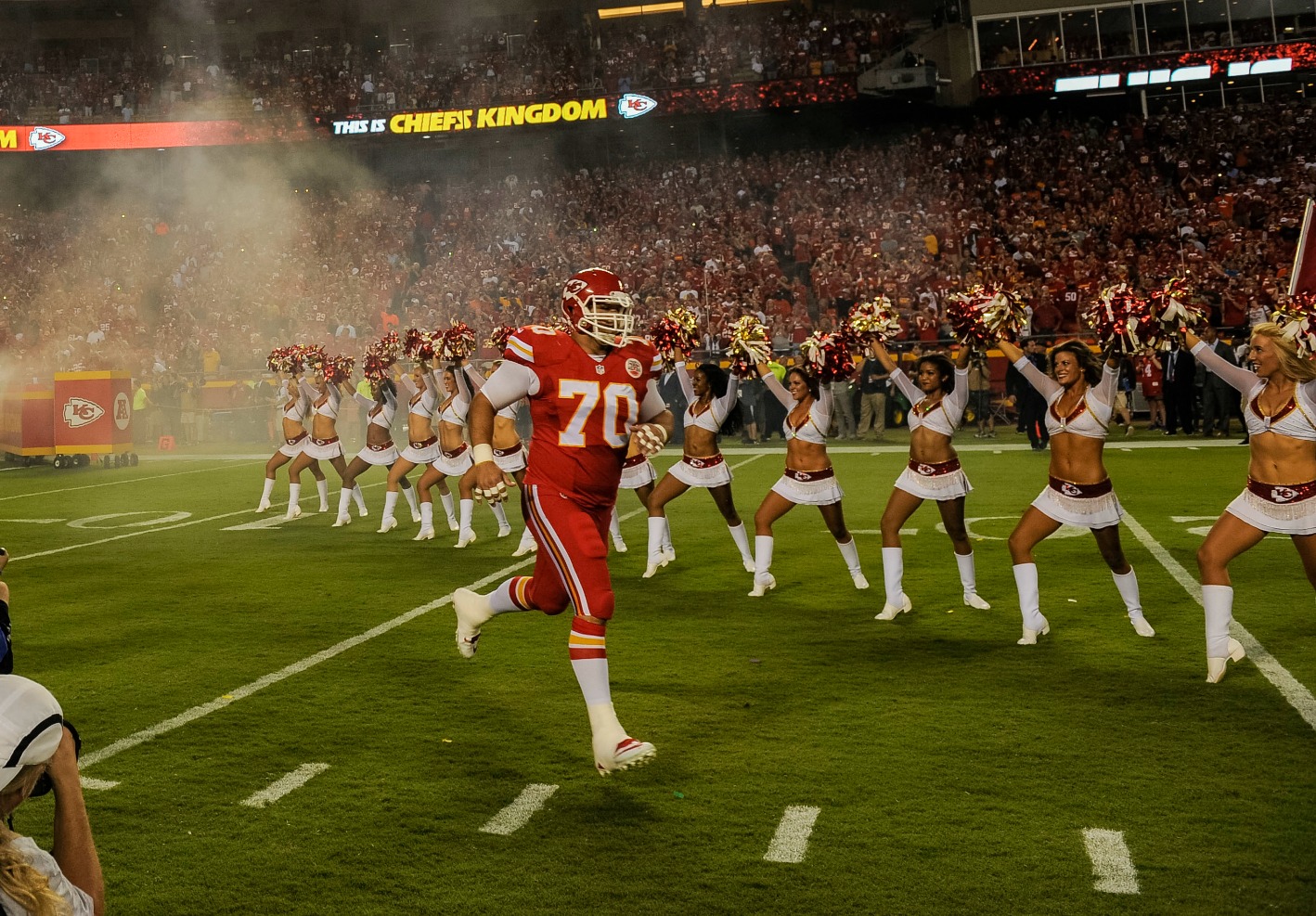 Mike DeVito, de los Chiefs, anunció su retiro de la NFL | TUDN National ...