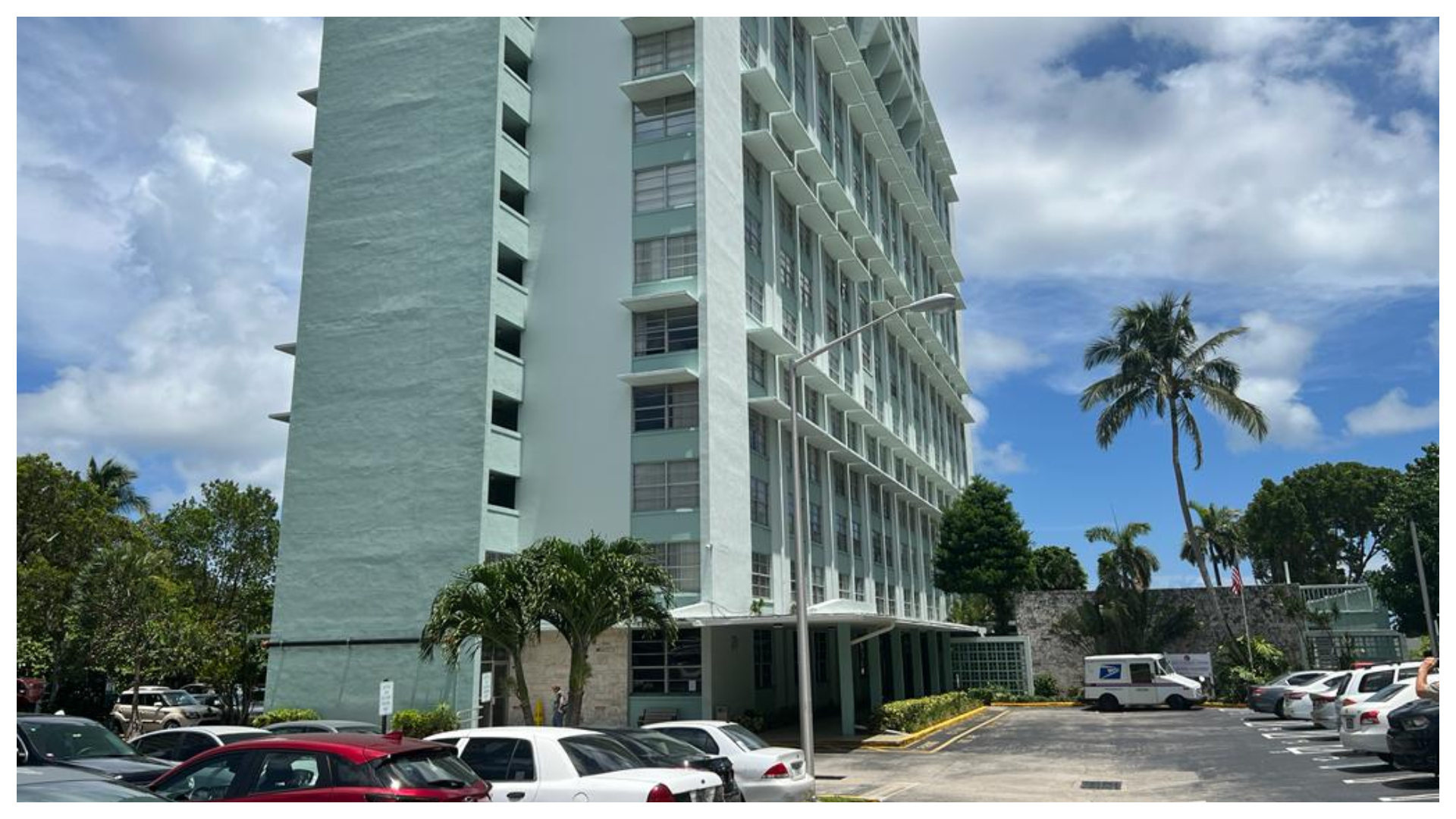 Residentes de edificio de Plan 8 en Brickell llevan casi una semana sin ...