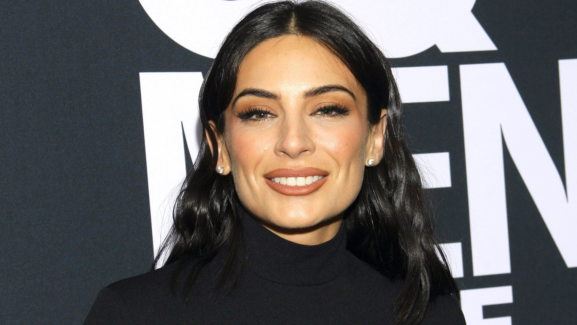 Ana Brenda Contreras se defiende de los "rarísimos" comentarios por ...