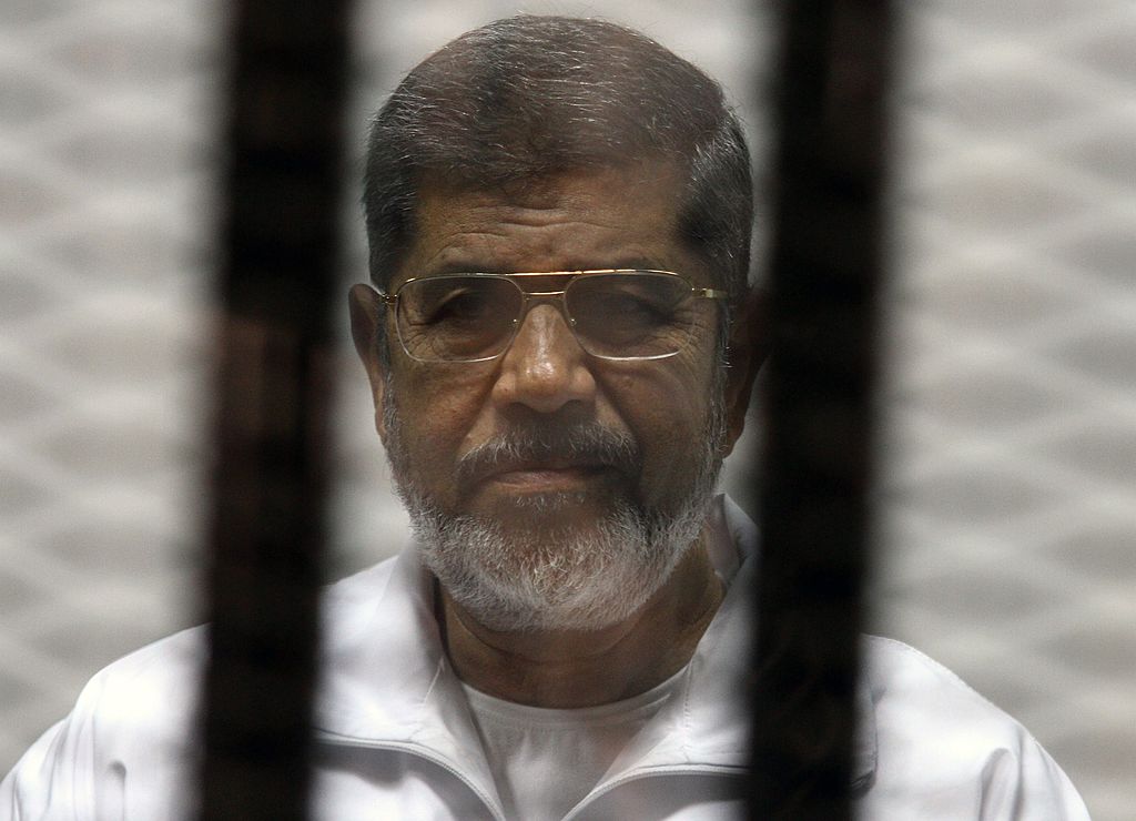 El expresidente egipcio Mohamed Mursi se libra de la horca por decisión ...