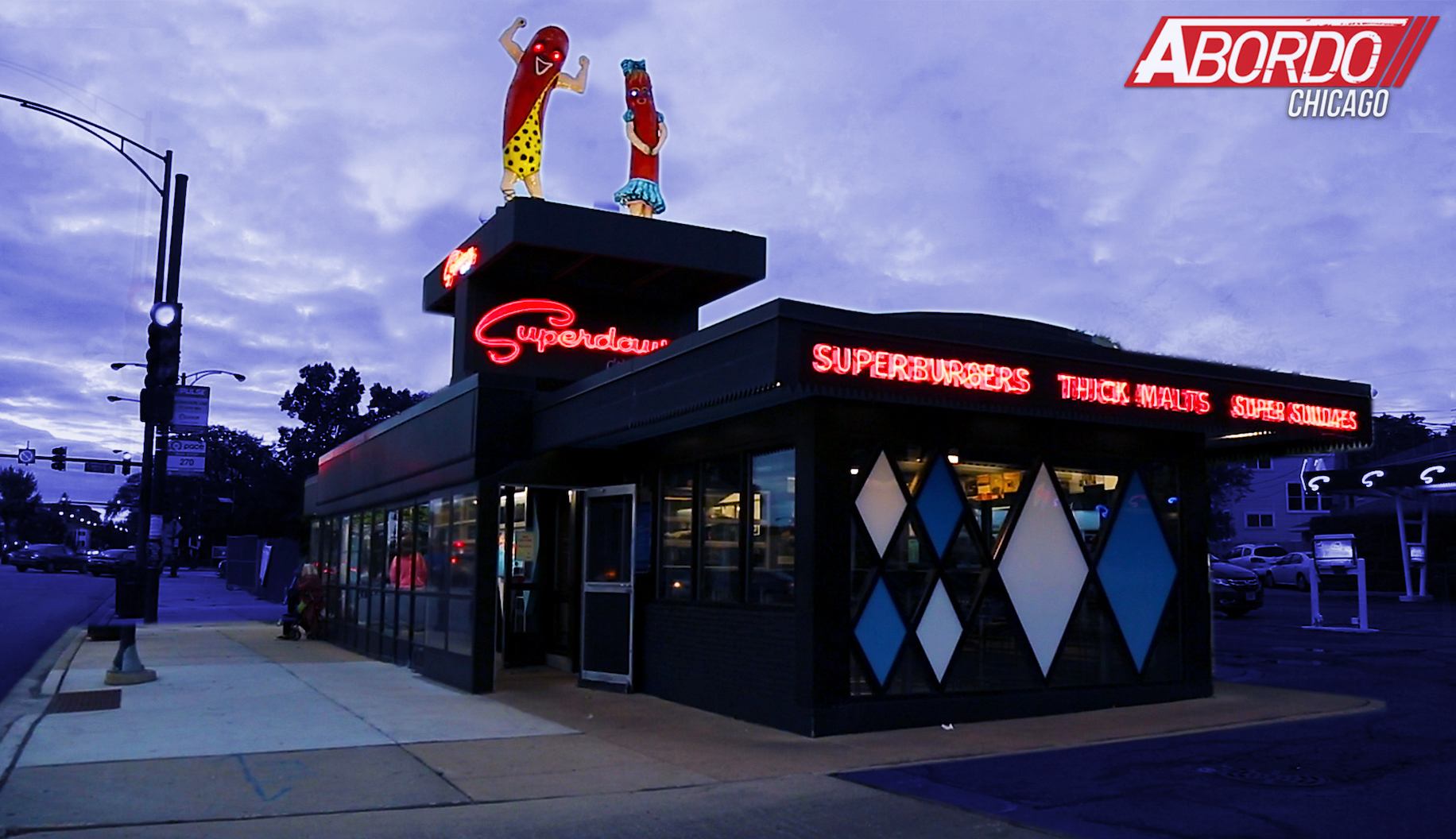 Superdawg Drive-In es uno de los restaurantes drive-in más antiguos en ...