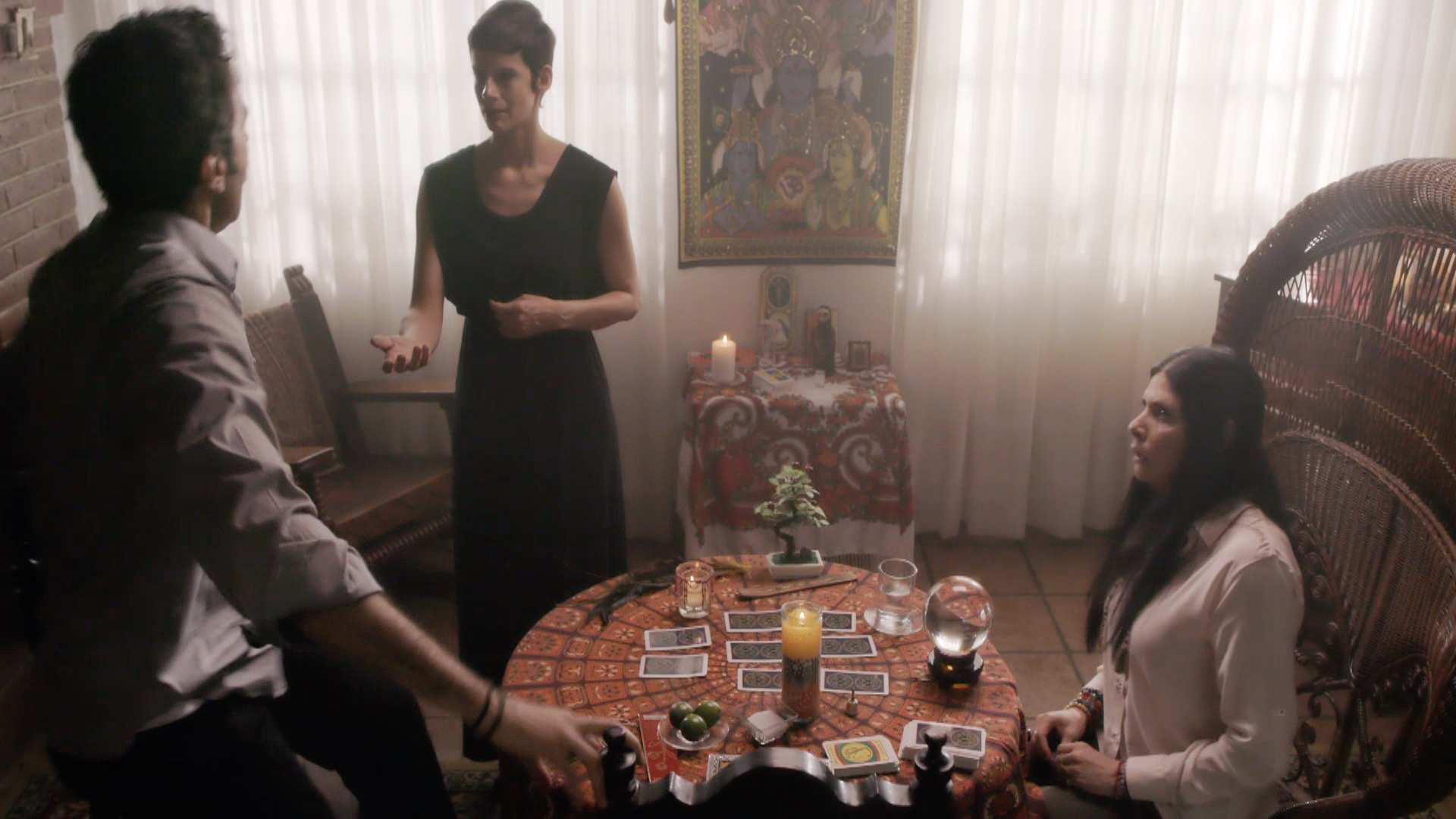 ¡La muerte trata de 'seducir' al Chino! | Shows Amar a muerte | Las Estrellas