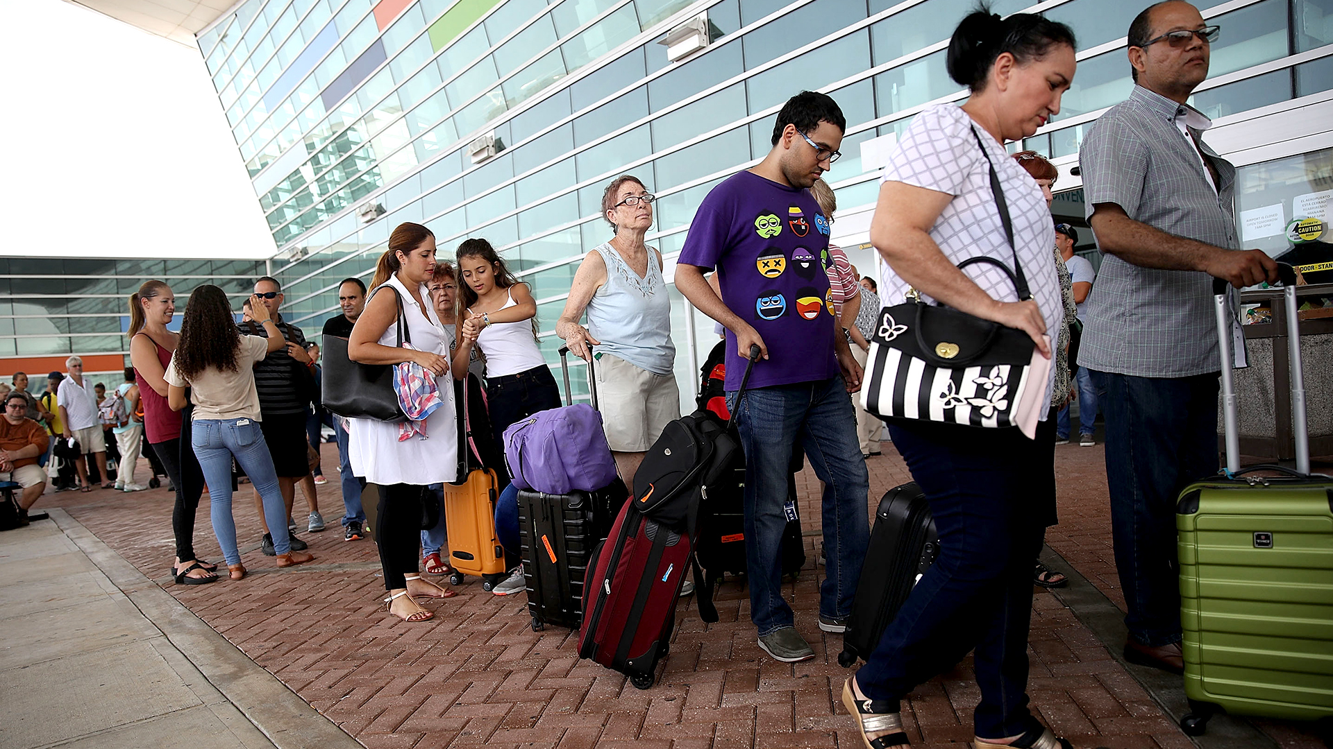 Huracanes Irma y María obligan a familias de Puerto Rico a migrar hacia ...
