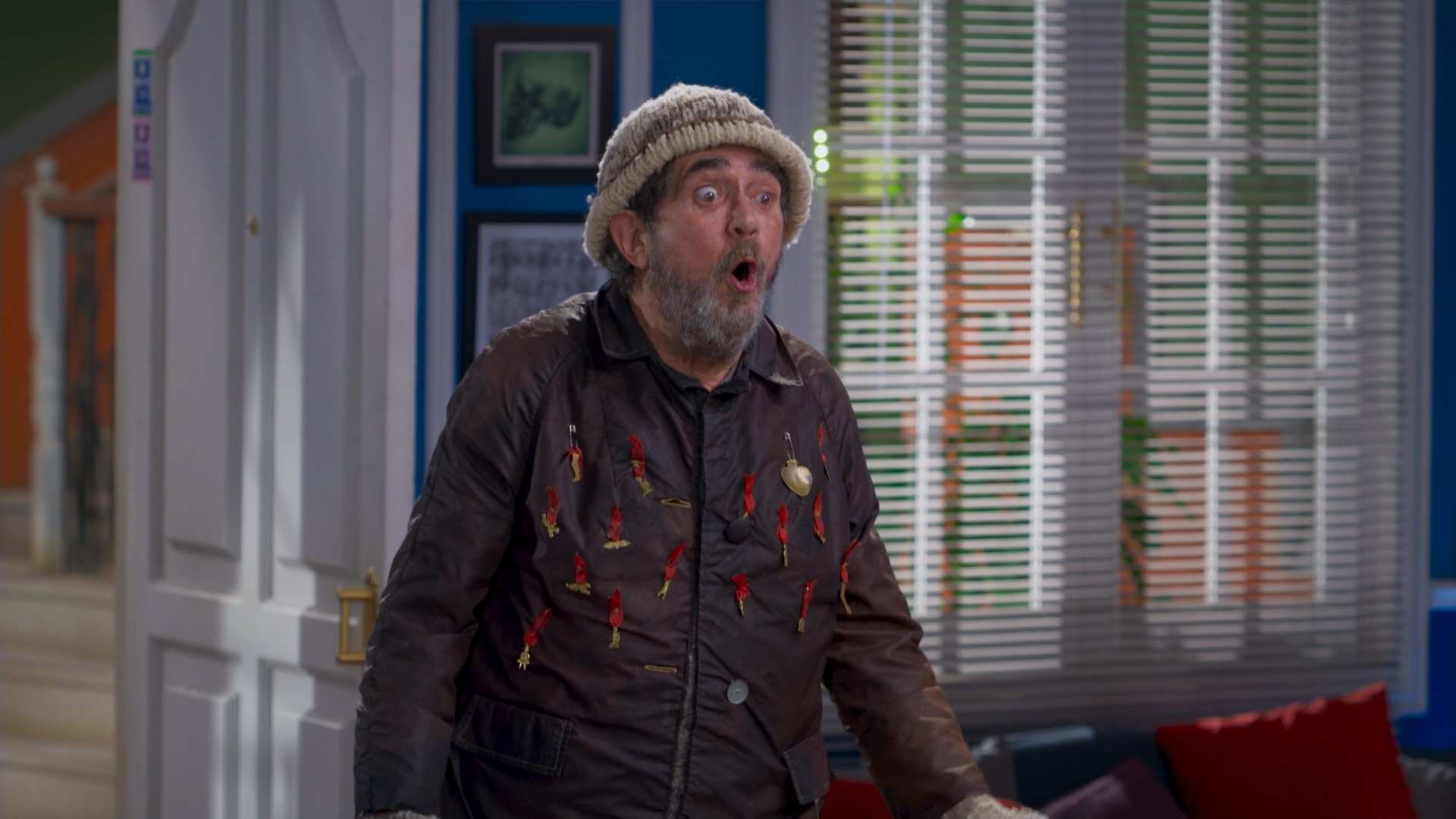 Jorjáis por fin revela el origen de dónde viene su dinero en ‘Vecinos ...