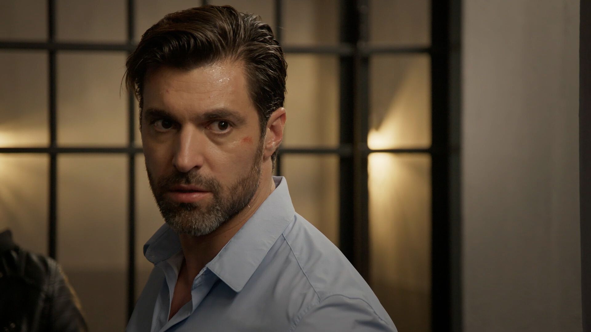 Leonardo recibe su 'bienvenida' en prisión | Shows Minas de Pasión ...