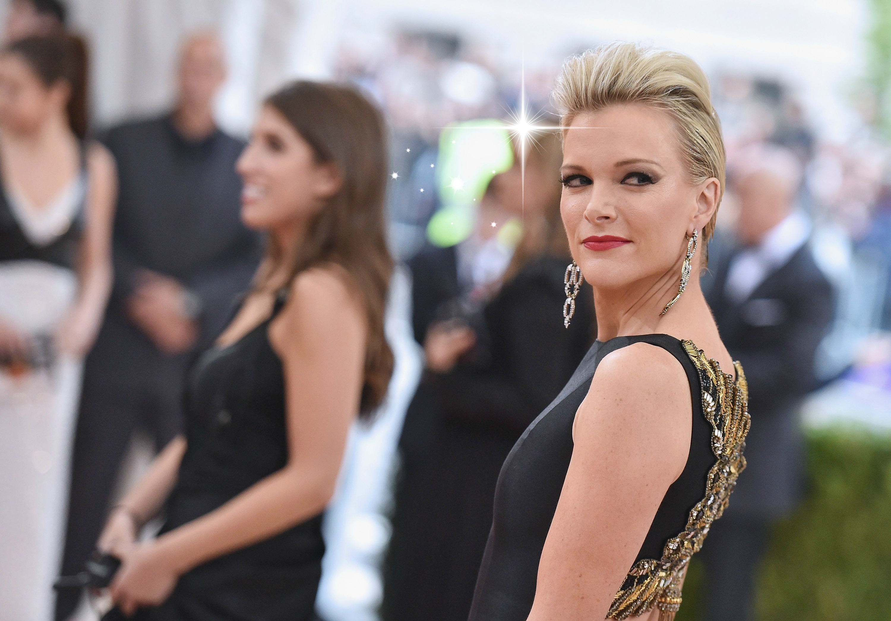 10 looks de Megyn Kelly que demuestran que las mujeres inteligentes ...
