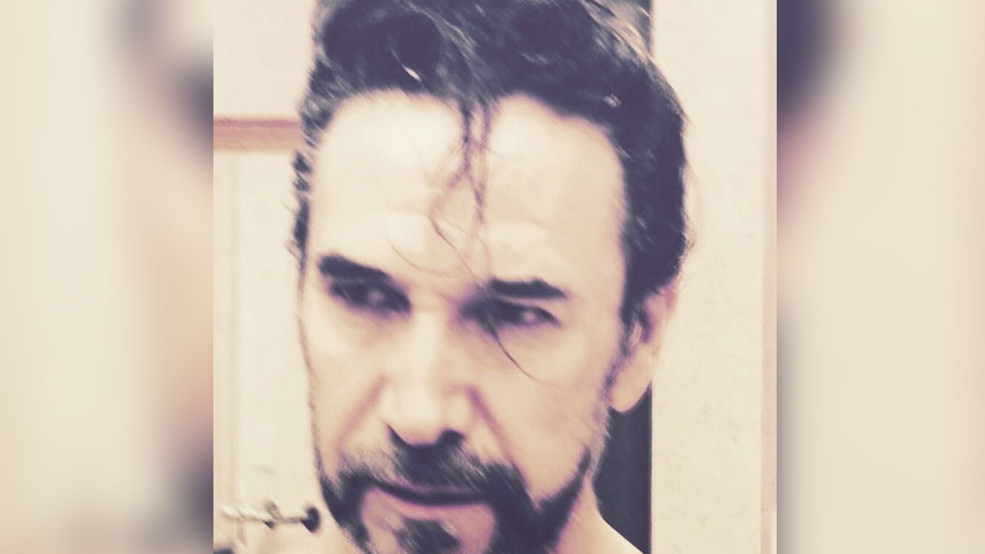 ¿Qué les parece el nuevo ‘look’ de ‘El Buki’? | Shows El Gordo y La ...