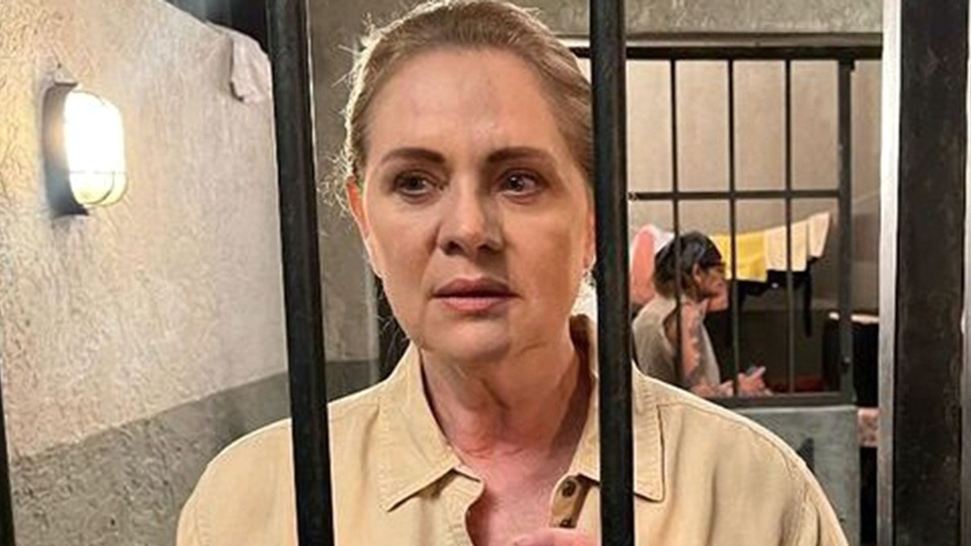 Erika Buenfil feliz de hacer pareja con César Évora en la telenovela ...