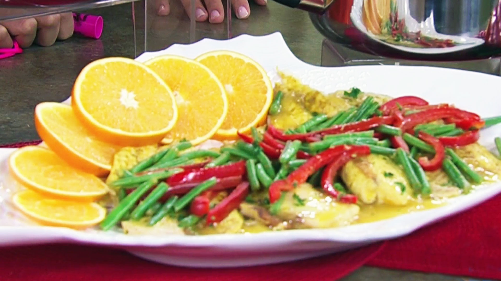 Tilapia al curry para chuparse los dedos el Chef Pepín | Shows ...
