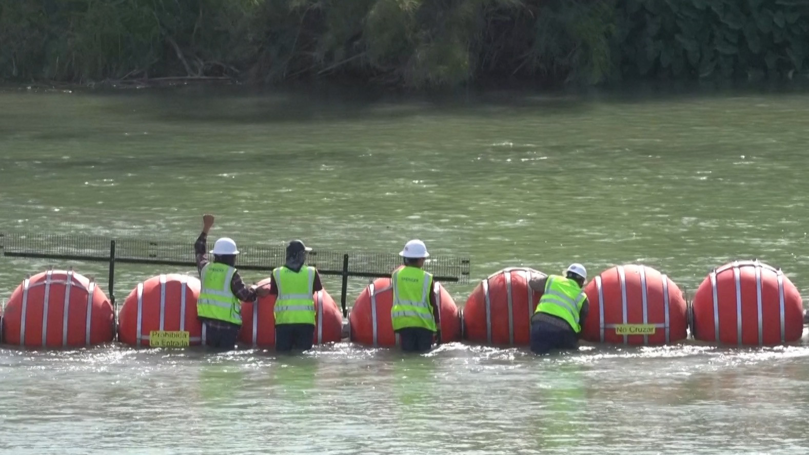 En un minuto: Juez federal de Texas decidirá sobre boyas ...