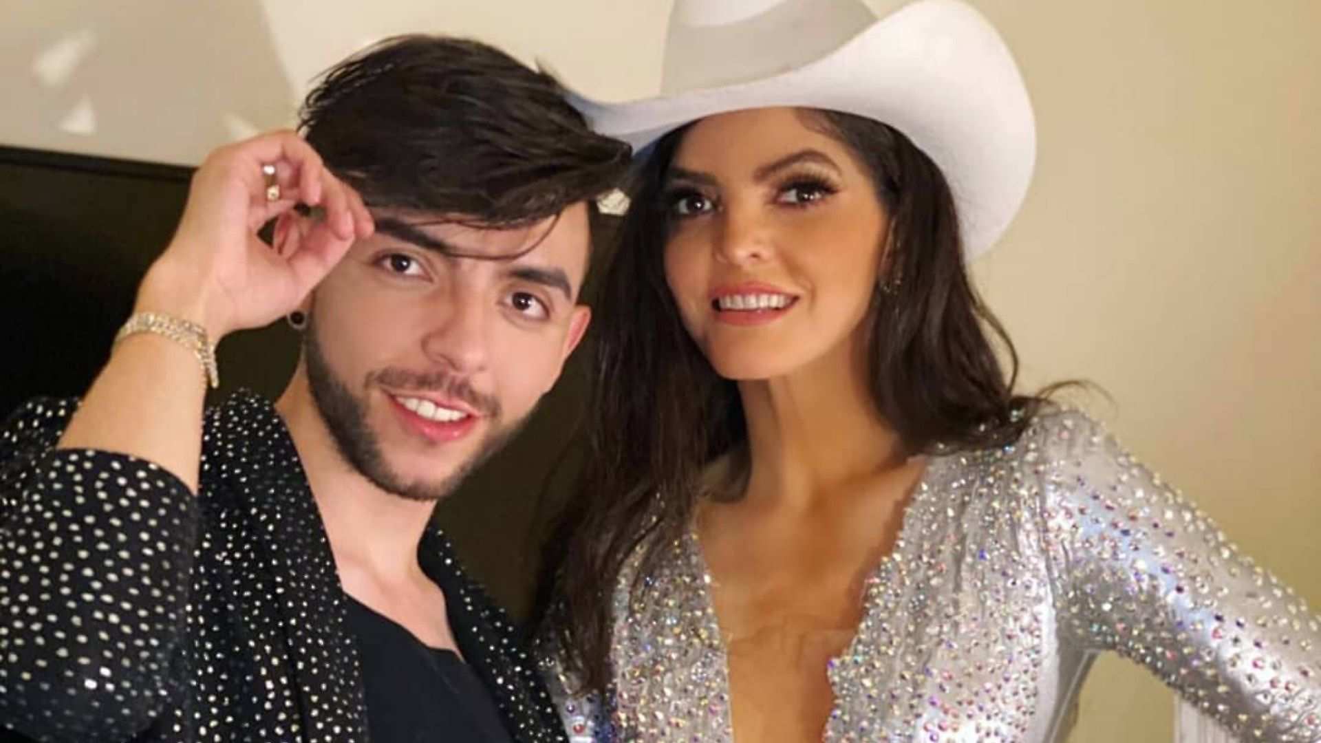 Video: Ana Bárbara encontró a fan que bailó a la perfección ‘Que Poca ...