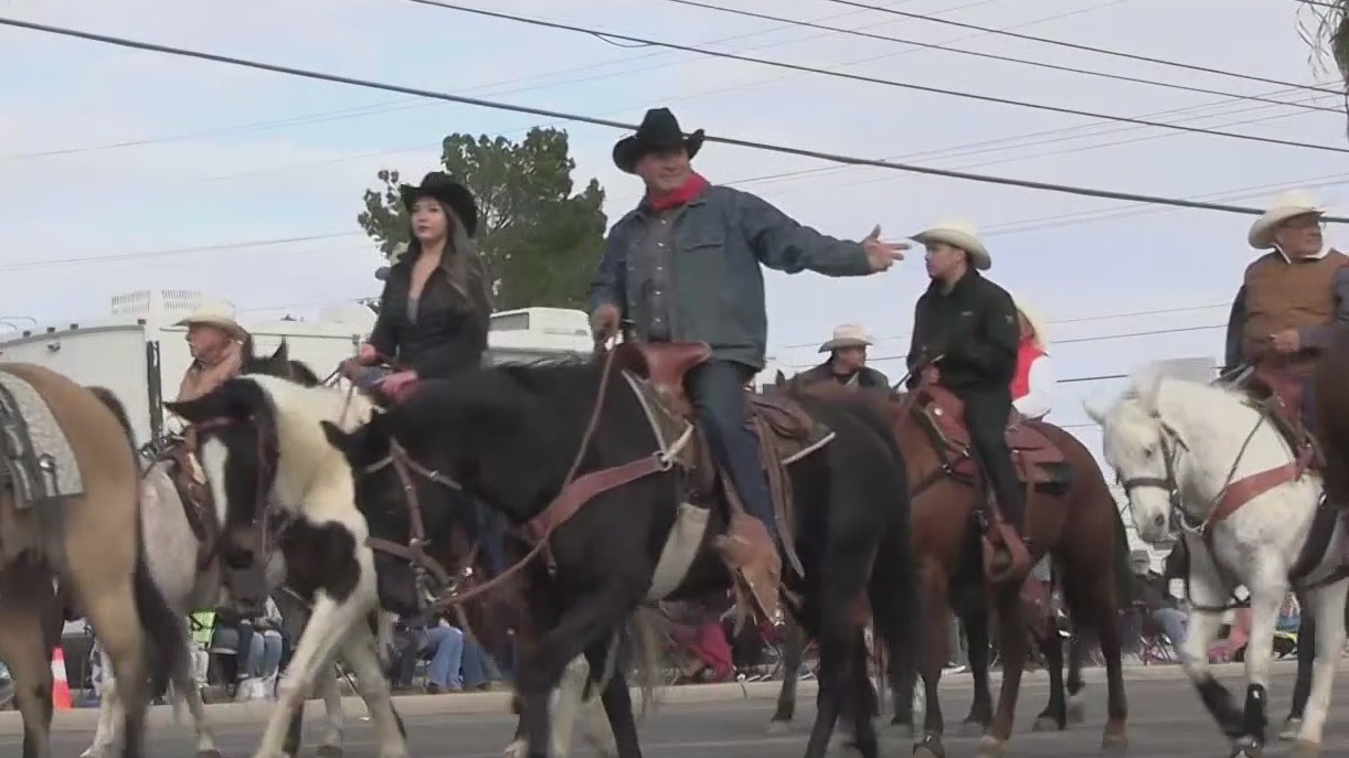 Realizan desfile en Tucson por ‘La fiesta de los Vaqueros 2023’ | Video ...