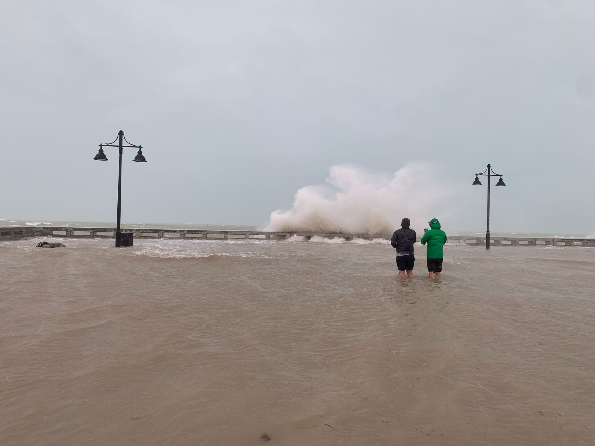 Fuertes lluvias y ráfagas de vientos trae la tormenta tropical Elsa a ...