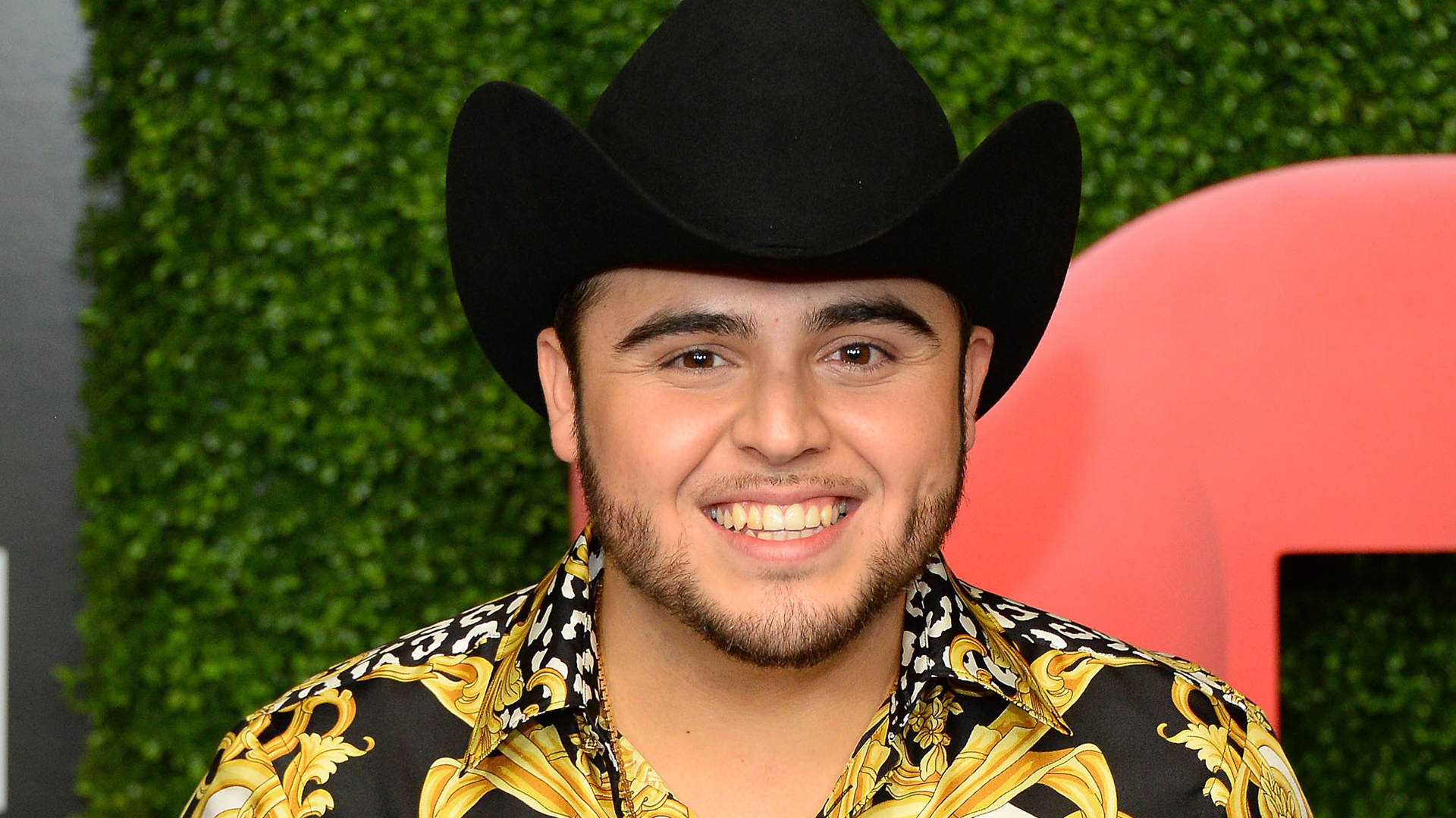 Gerardo Ortiz fue amenazado de muerte con una narcomanta en Tijuana ...