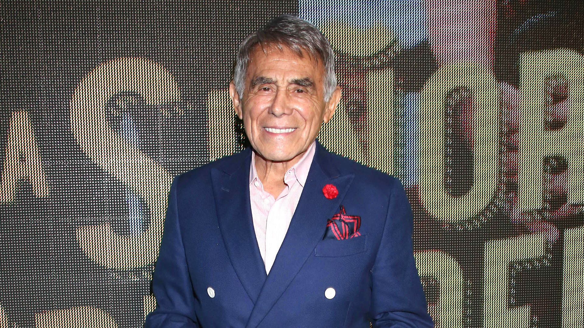 Héctor Suárez afirma que después de 4 años y 12 operaciones, ya no ...