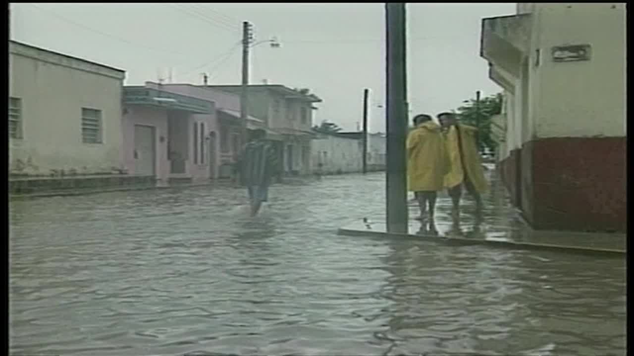 Hurricane Mitch, Central America’s worst storm in history | Univision ...