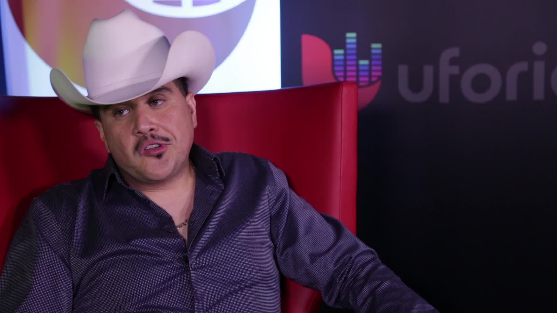 Martín Castillo: Episodio 3 | Univision Famosos | Univision