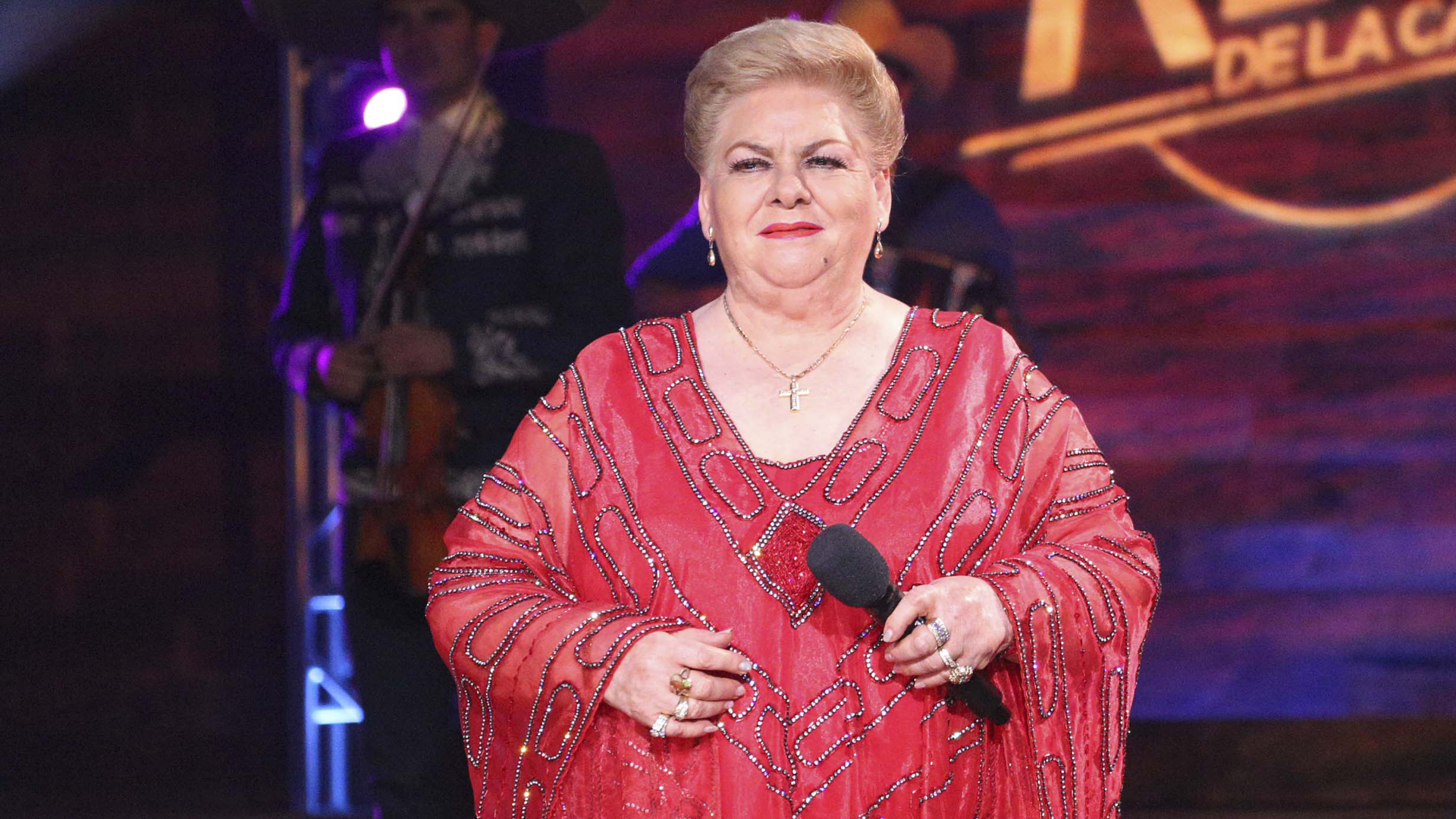 Paquita La Del Barrio: 'Hay que tocar puertas hasta el cansancio ...