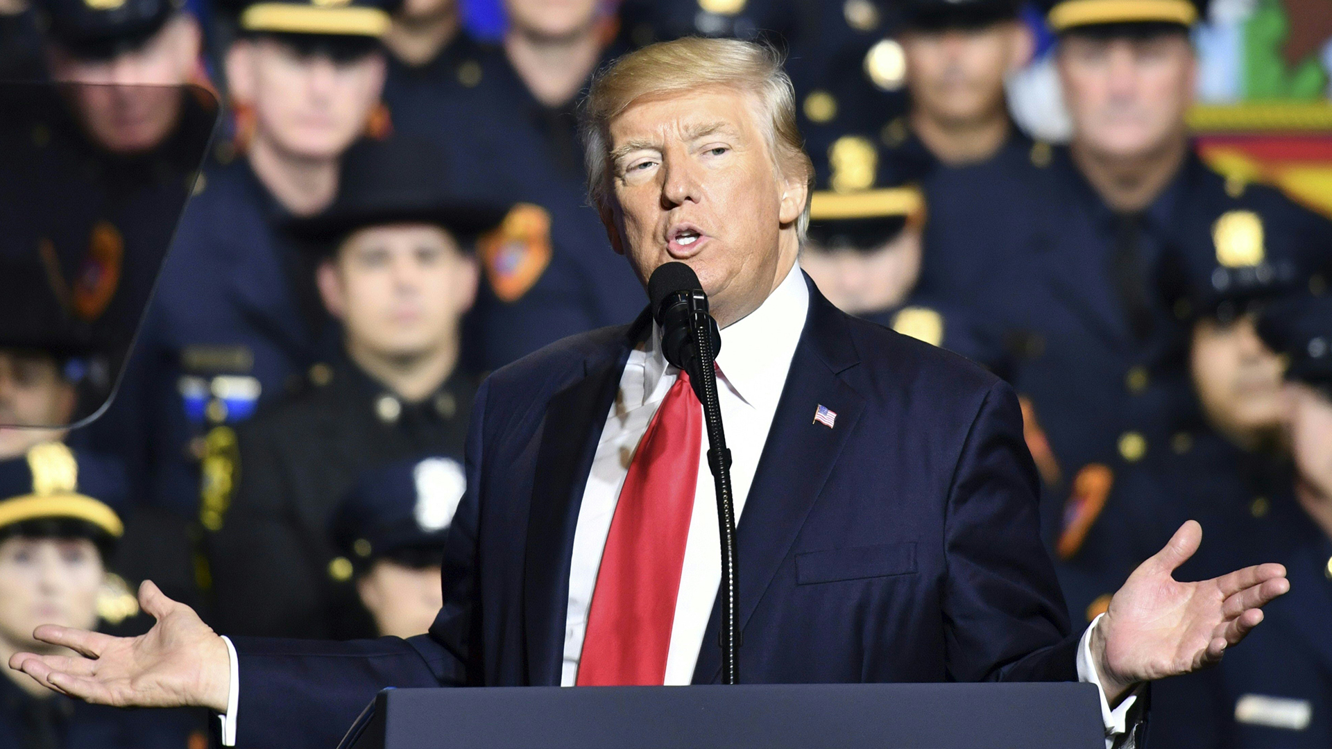Donald Trump Amenazó Con Destruir A La Ms 13 A Cuyos Miembros Llamó