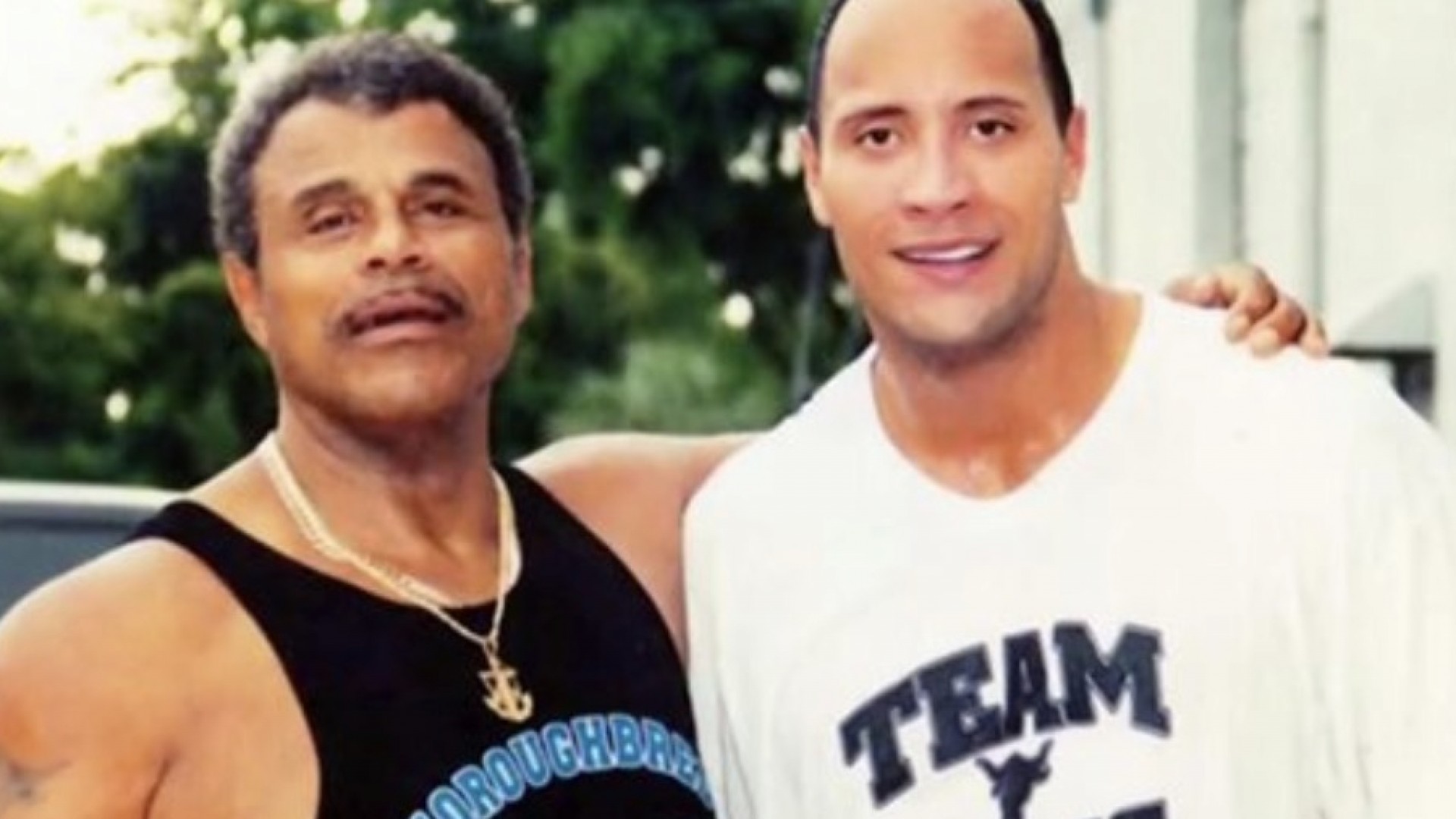 Fallece famoso luchador Rocky Johnson, padre de La Roca | Video | El ...