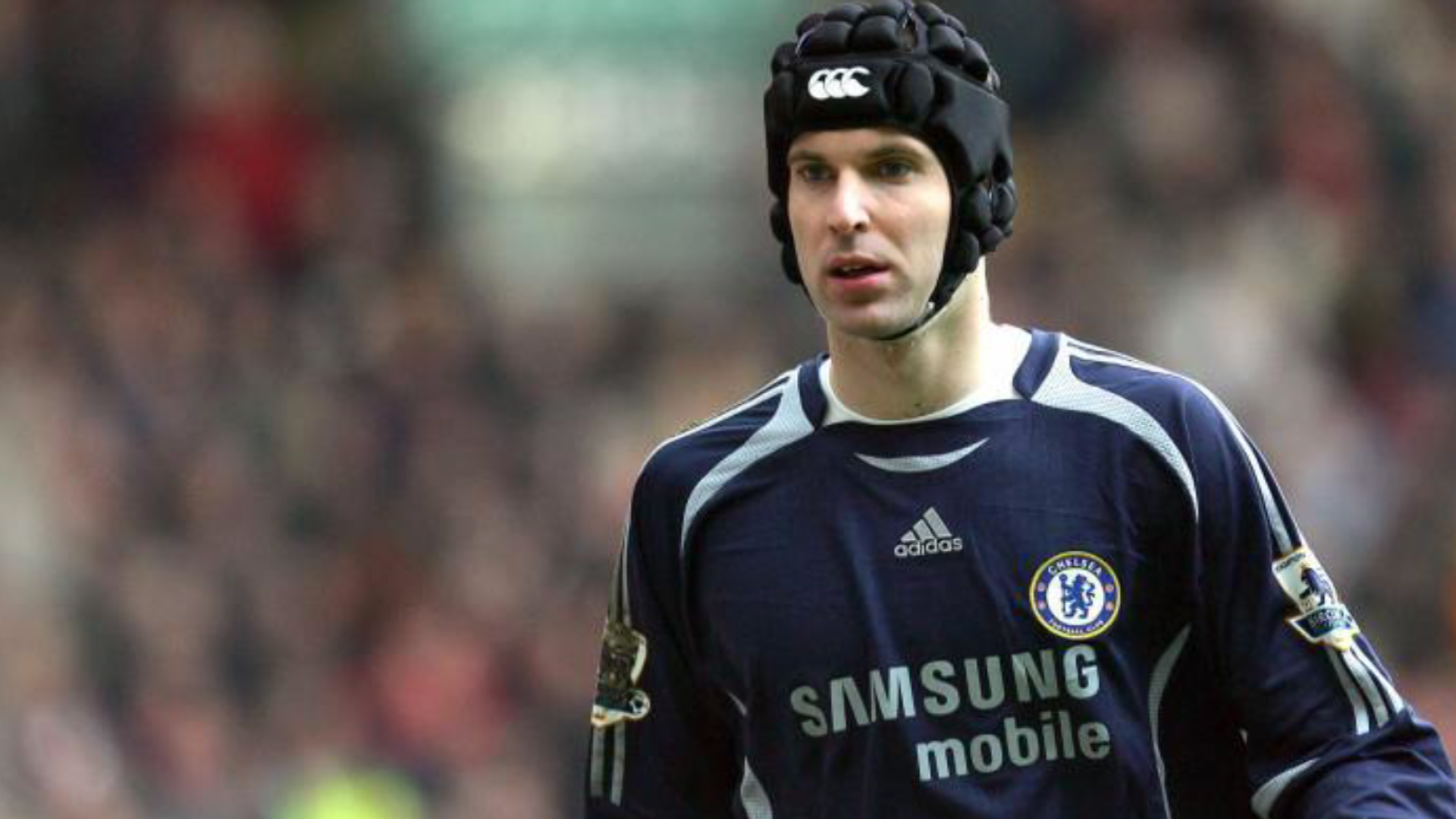 Petr Cech deja su cargo directivo para volver a tapar en el Chelsea ...