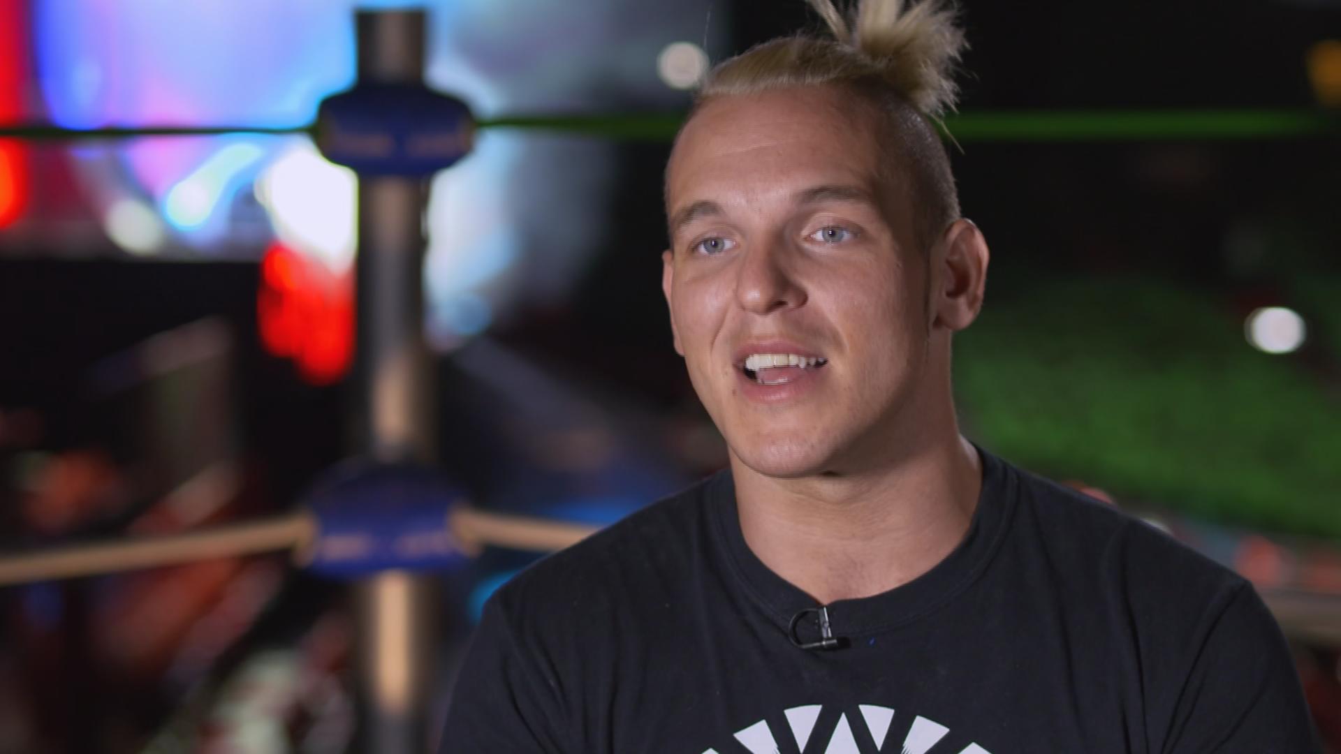 El luchador Sam Adonis habla de la depresión que vivió tras sufrir una ...