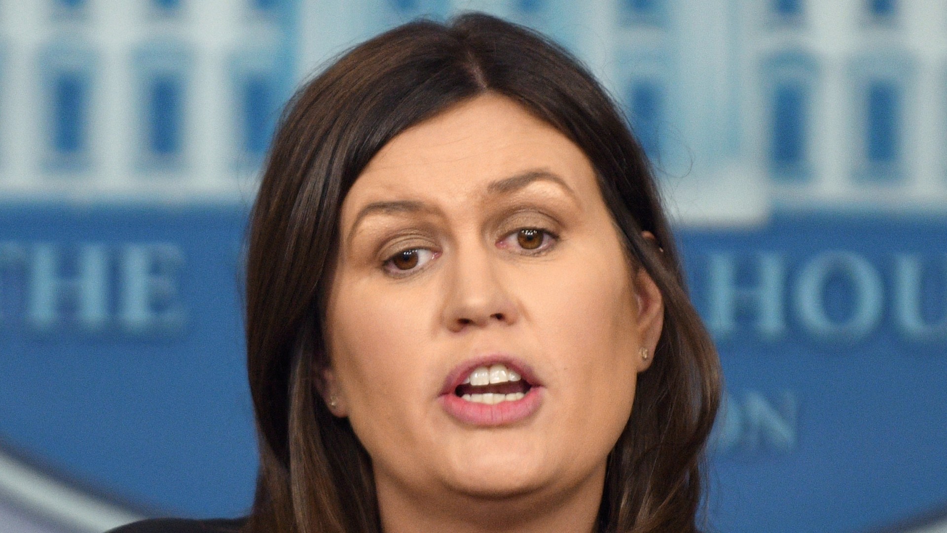 "Los medios NO son el enemigo de la gente": la frase que Sarah Sanders ...