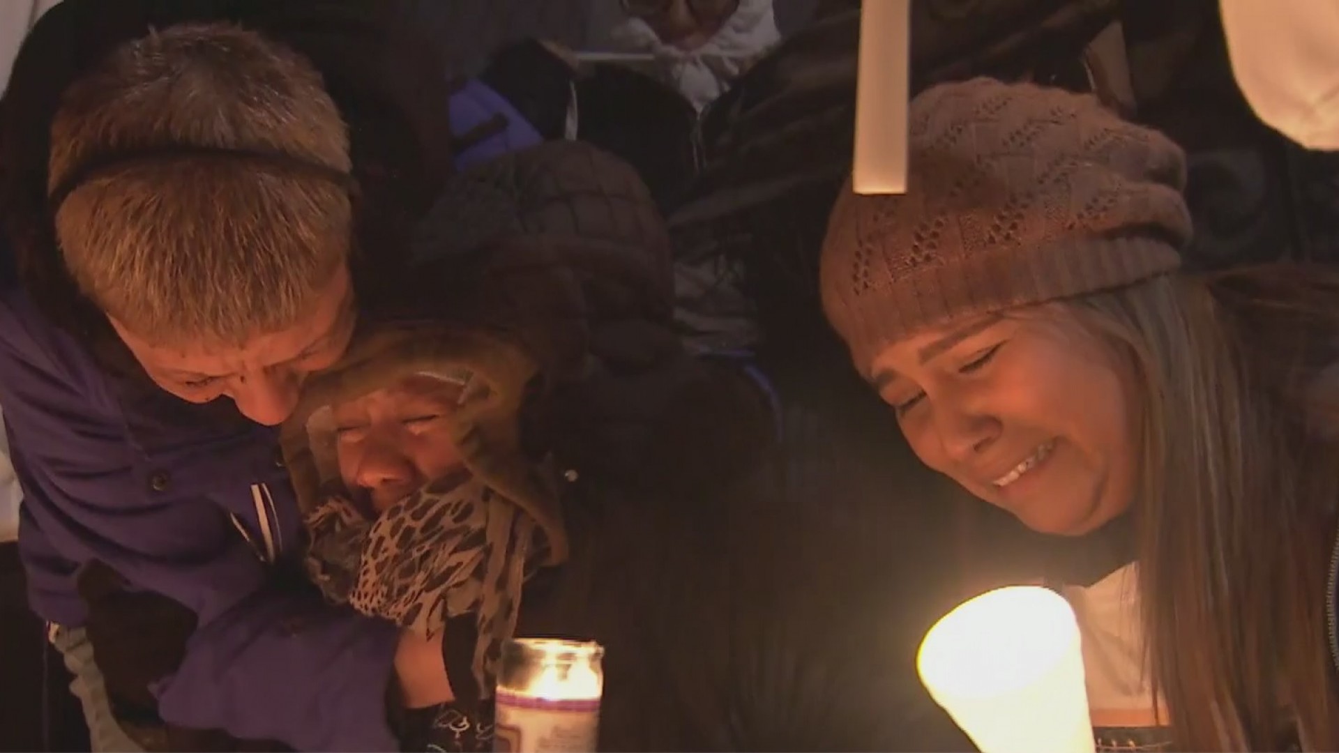 Mamá de Angie Monroy llora tras la muerte de su hija asesinada en La ...