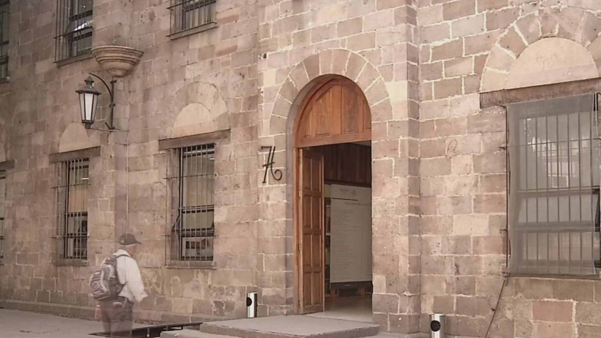 Eventos paranormales en casona en México | Shows Primer Impacto | Univision