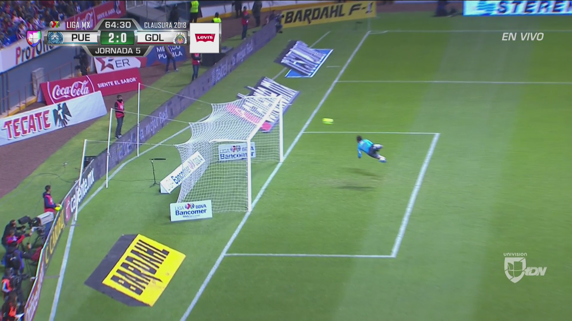 'Cone' Brizuela reventó el travesaño | Deportes Liga MX | TUDN Univision