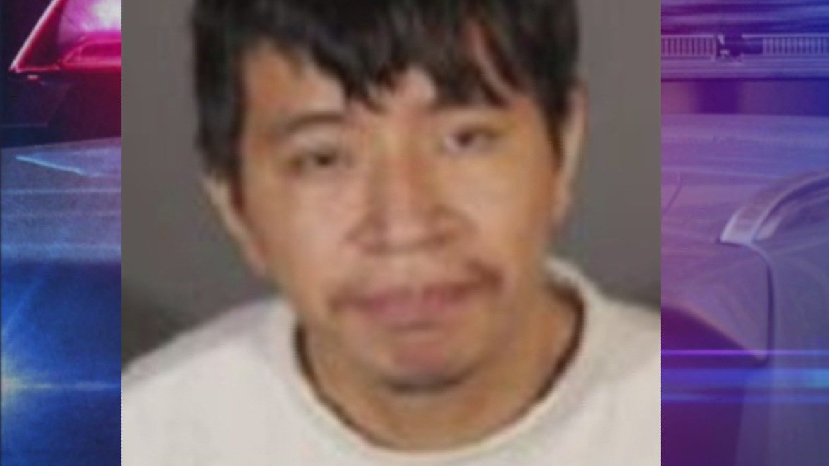 Martín Reyes era maestro de primer grado en Los Ángeles y 6 niñas lo ...