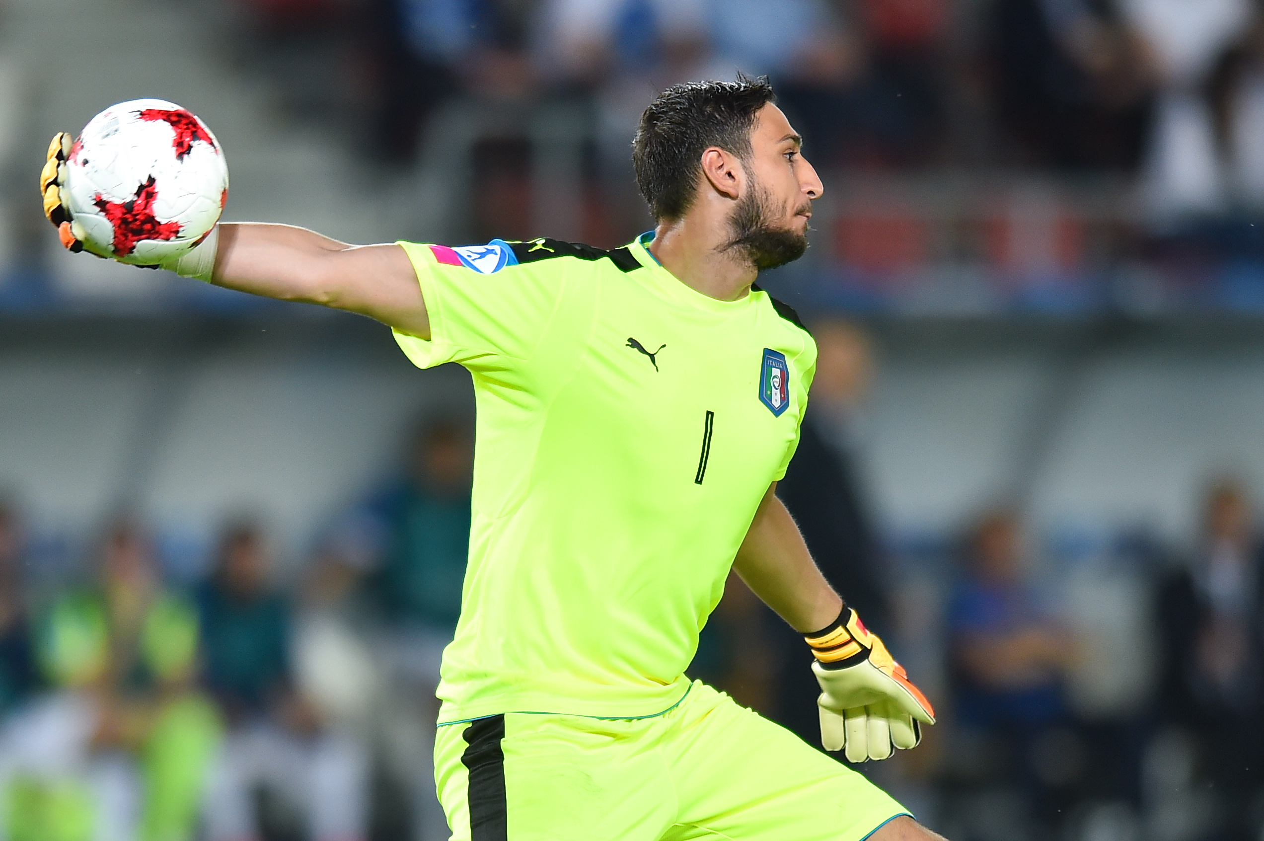 Donnarumma renovaría con el Milan a cambio de 6 millones por temporada ...