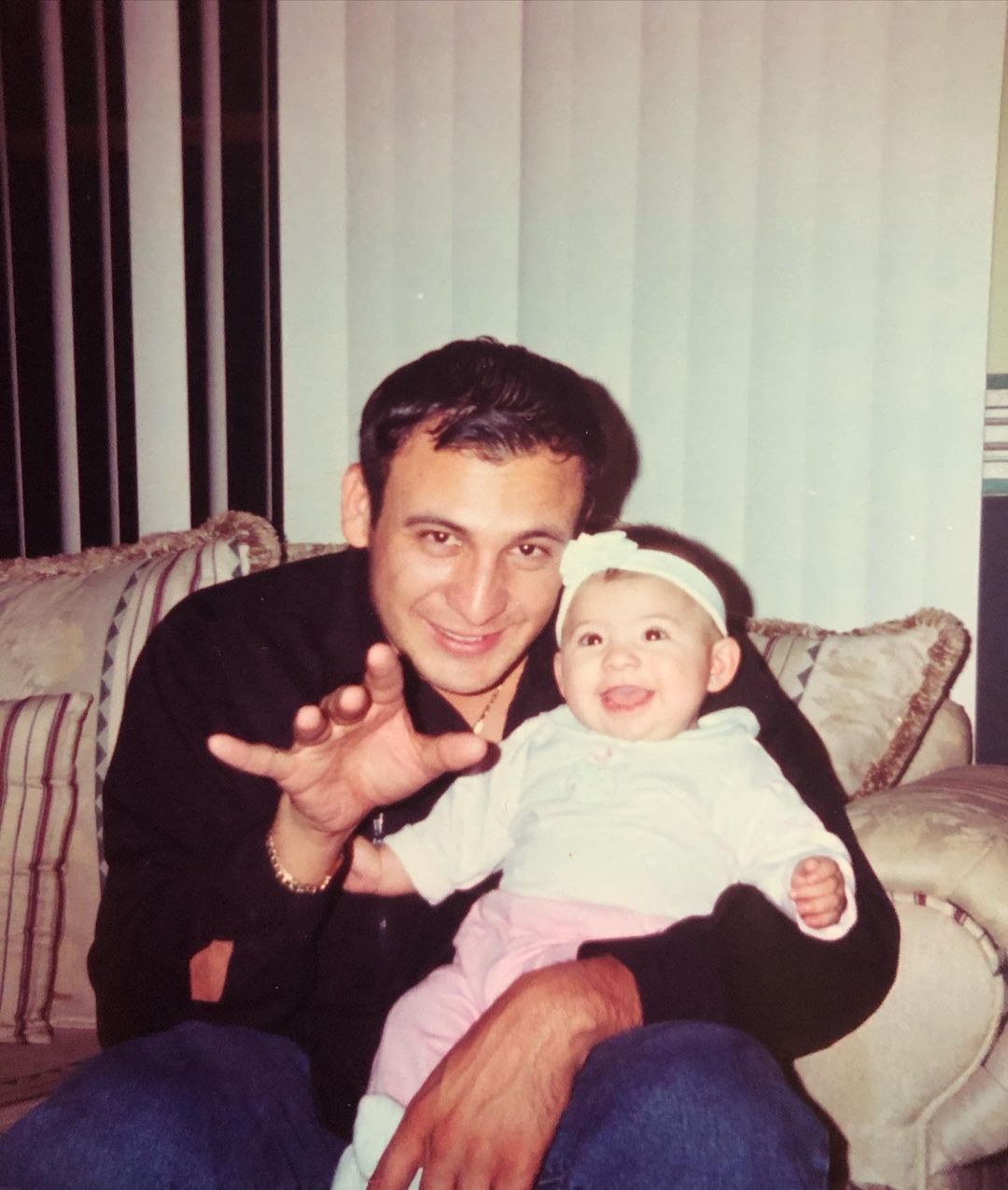 Hija de Valentín Elizalde comparte videos inéditos de su padre ...