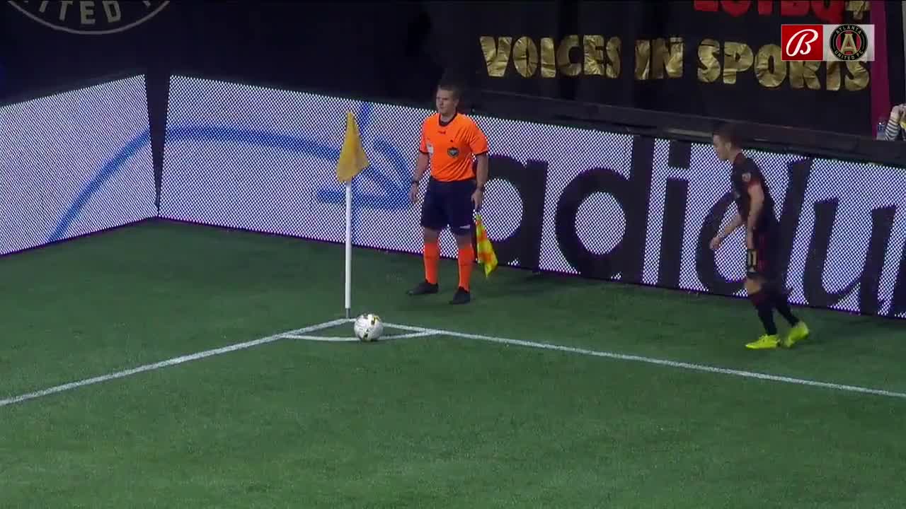 ¡Mexican power! Juan José Purata dice presente y adelanta a Atlanta ...