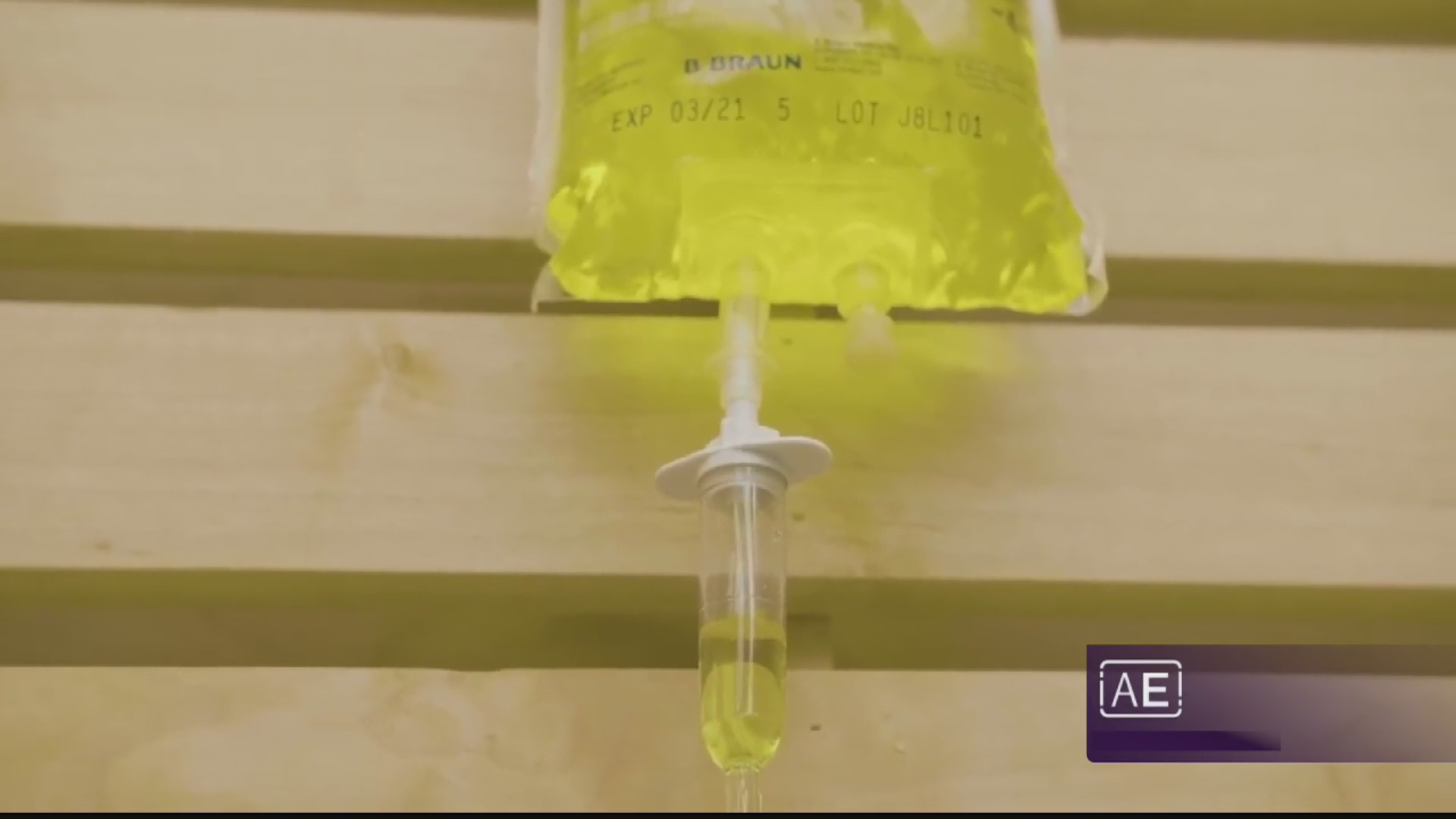 Todo lo que debes saber sobre los sueros de vitaminas | Video ...