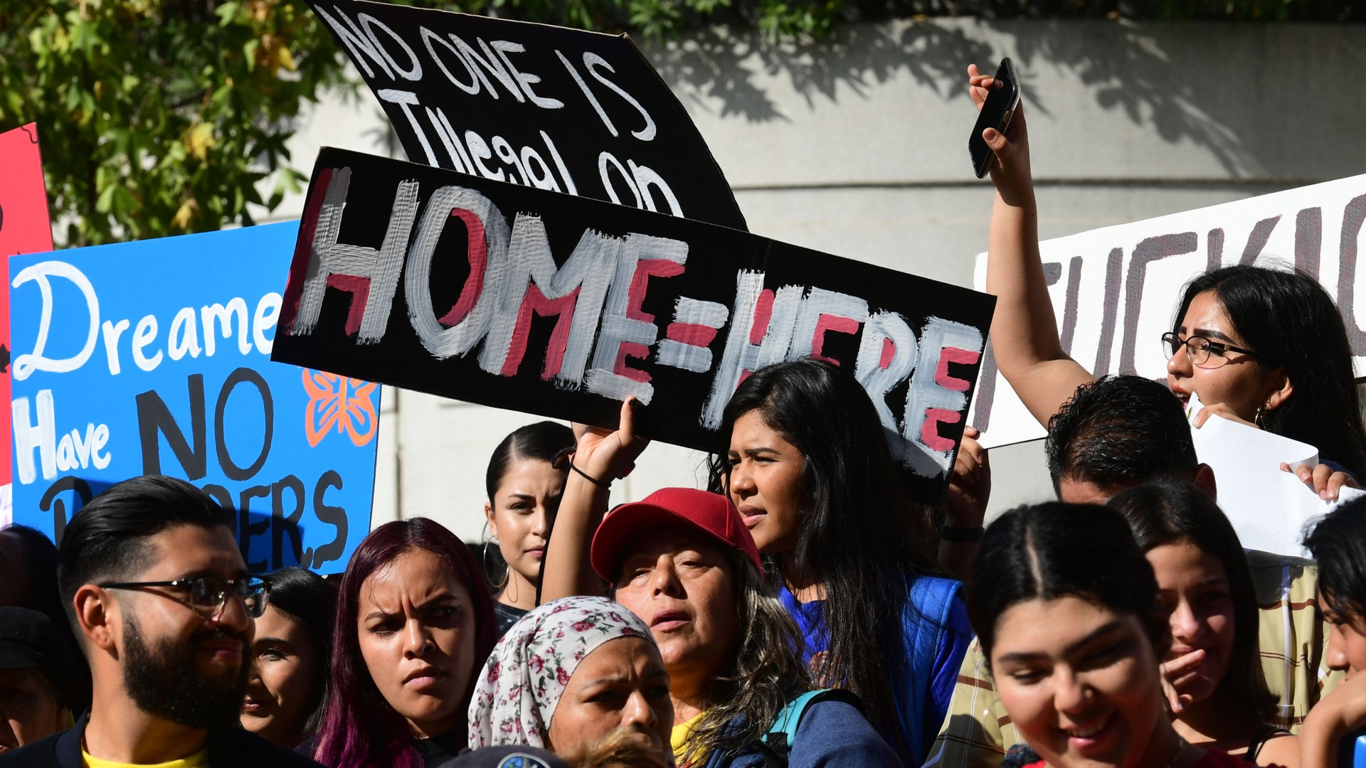 Así reaccionan las personas en Chicago a la decisión de la Corte ...