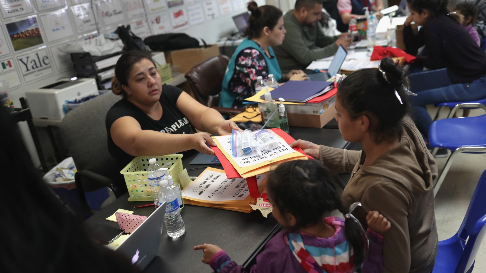 ¿En qué consiste el procedimiento de asilo? | Noticias Univision ...