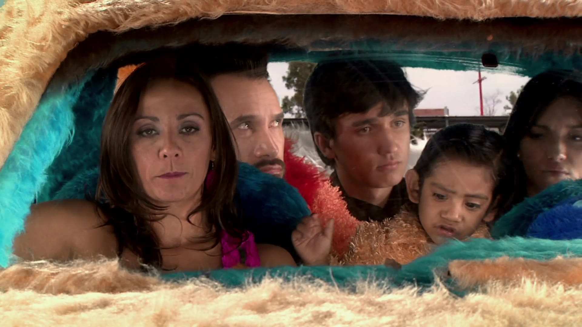 Inicio C6, T3: El súper episodio del súper | Shows La Familia Peluche ...