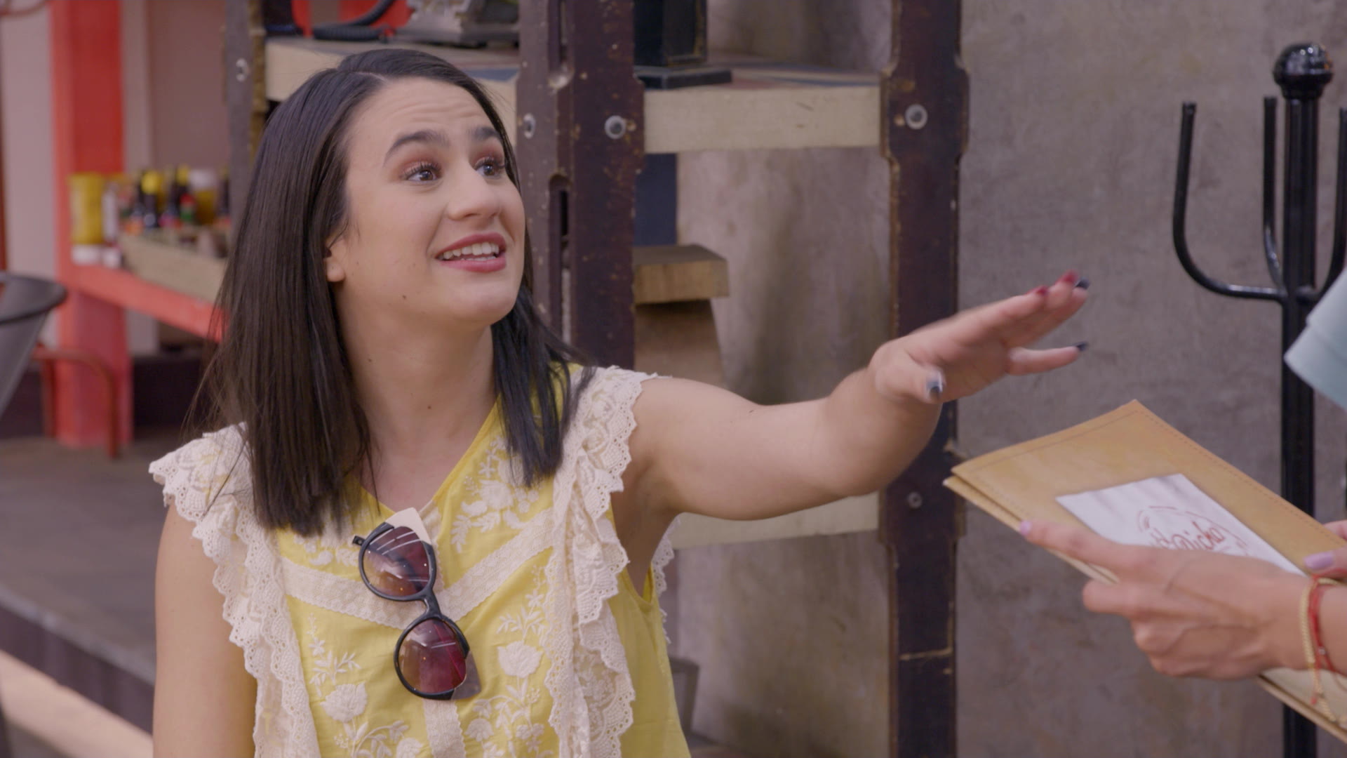 Como Dice el Dicho - 'Unos vienen a la pena y otros a la pepena ...