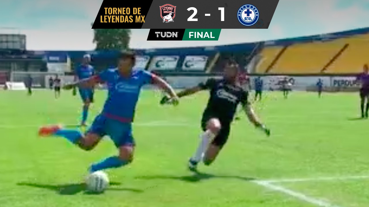 Las Chivas se llevan el Cuadrangular de Leyendas al vencer a Cruz Azul ...