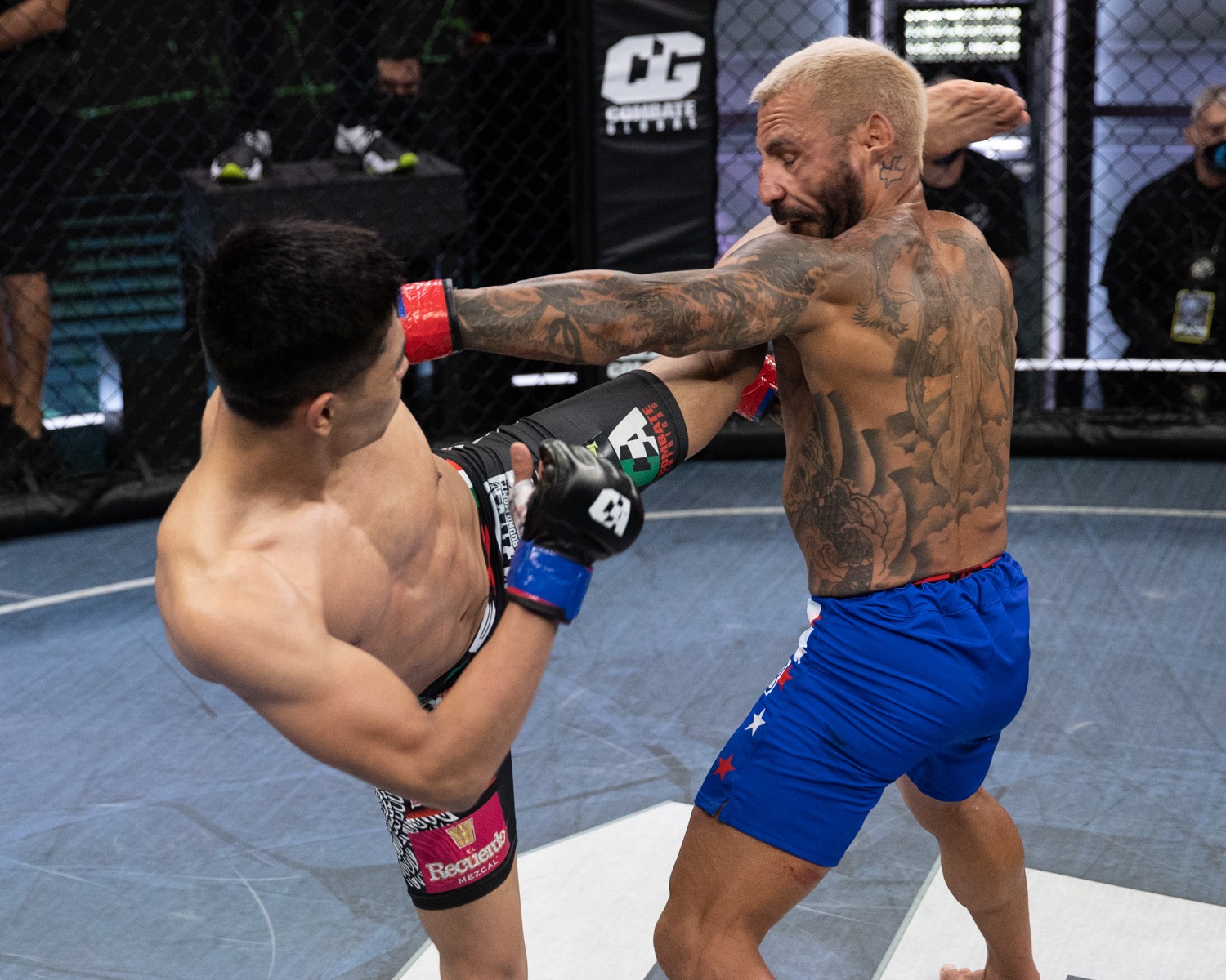 David Martínez se corona en Combate Global con brutal patada | TUDN Más ...