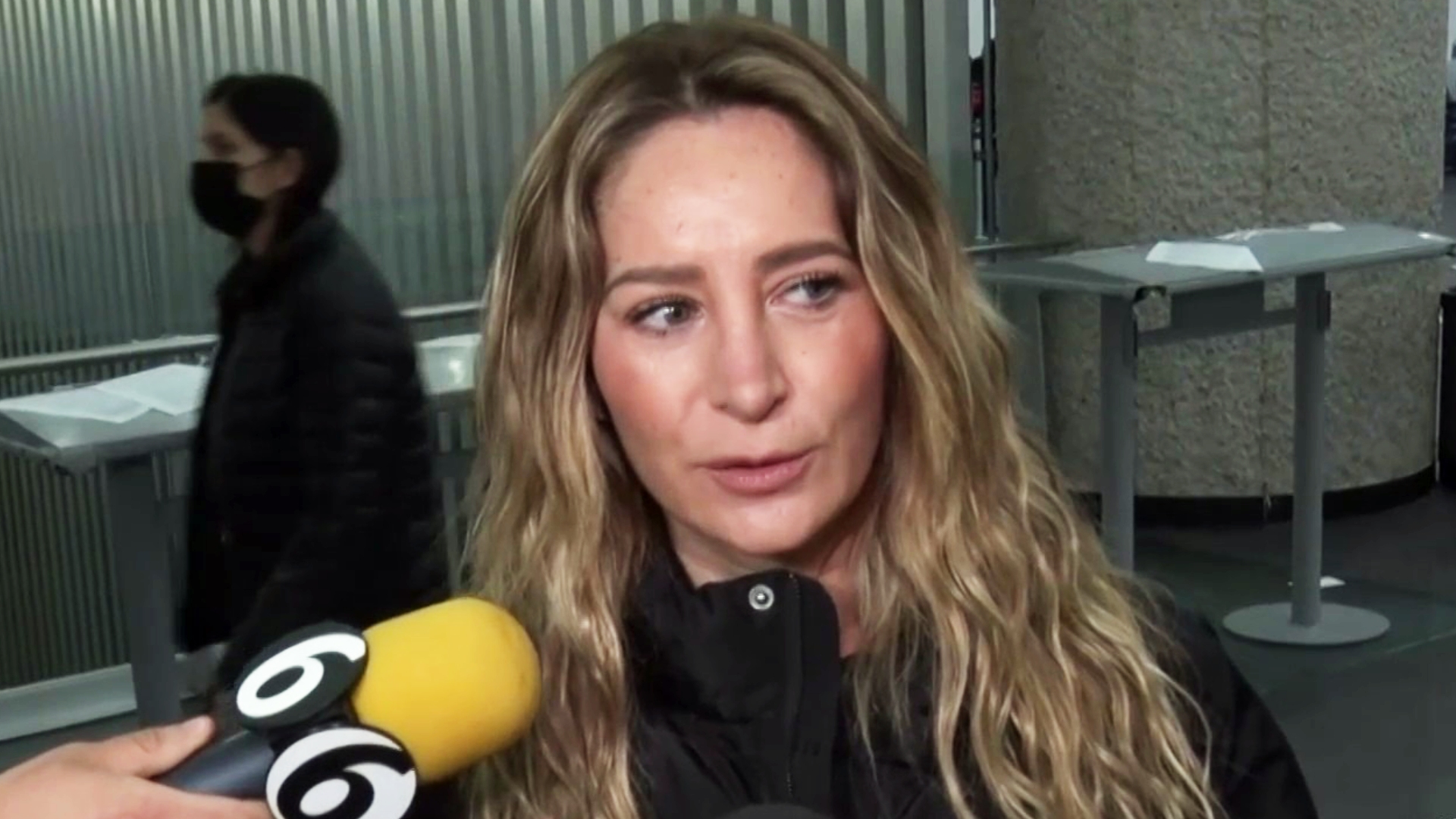 Geraldine Bazán responde si decidió alejarse de su papá como lo aseguró ...